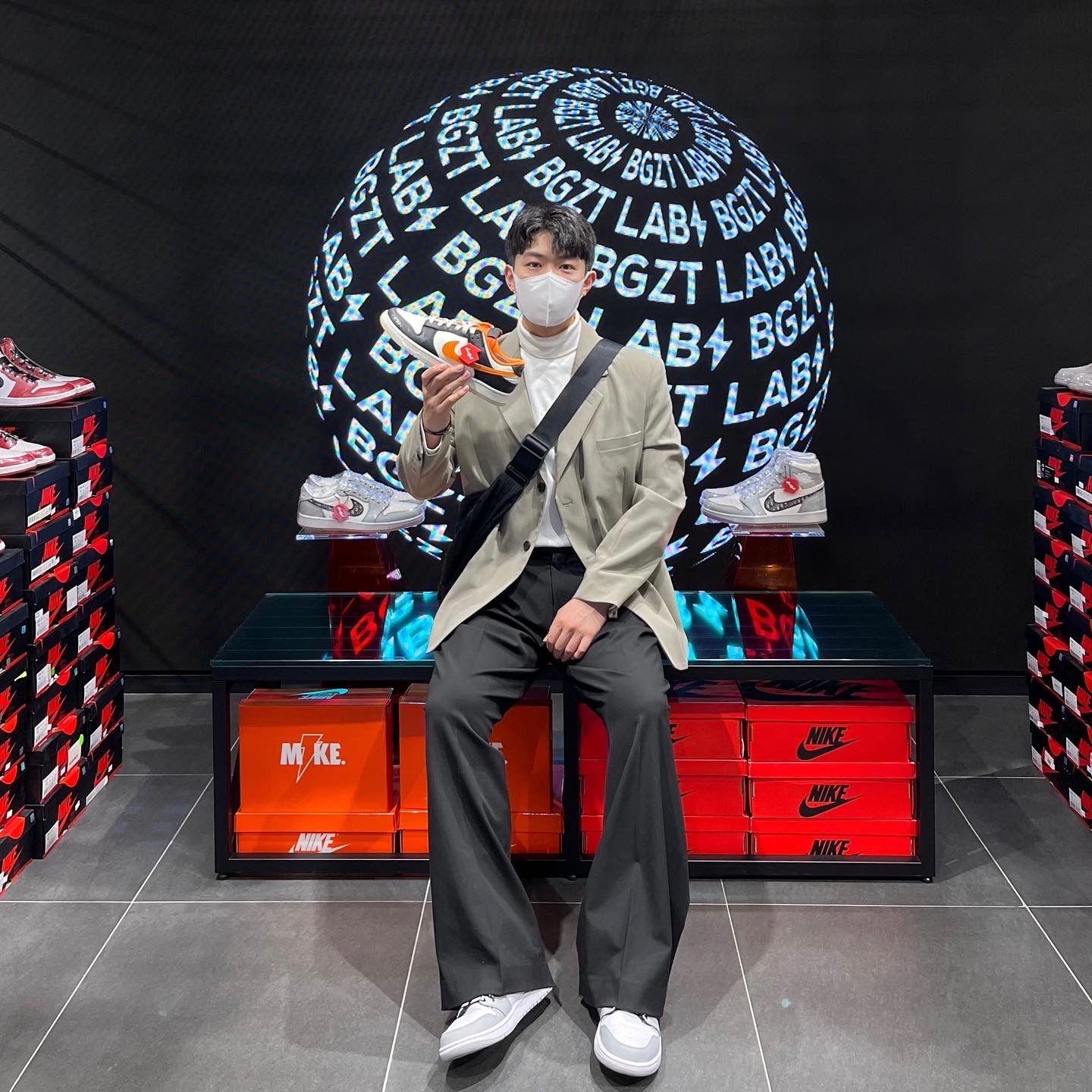 오늘의 (@ootgu) 님의 게시물 | KREAM