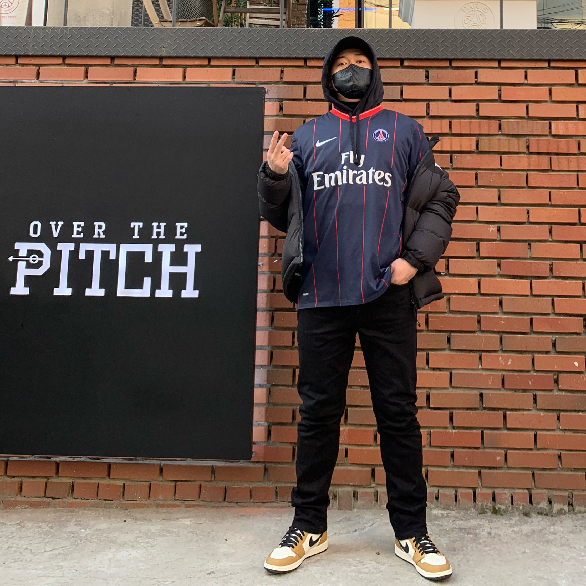 WR MOON (@_75070_) 님의 게시물 | KREAM