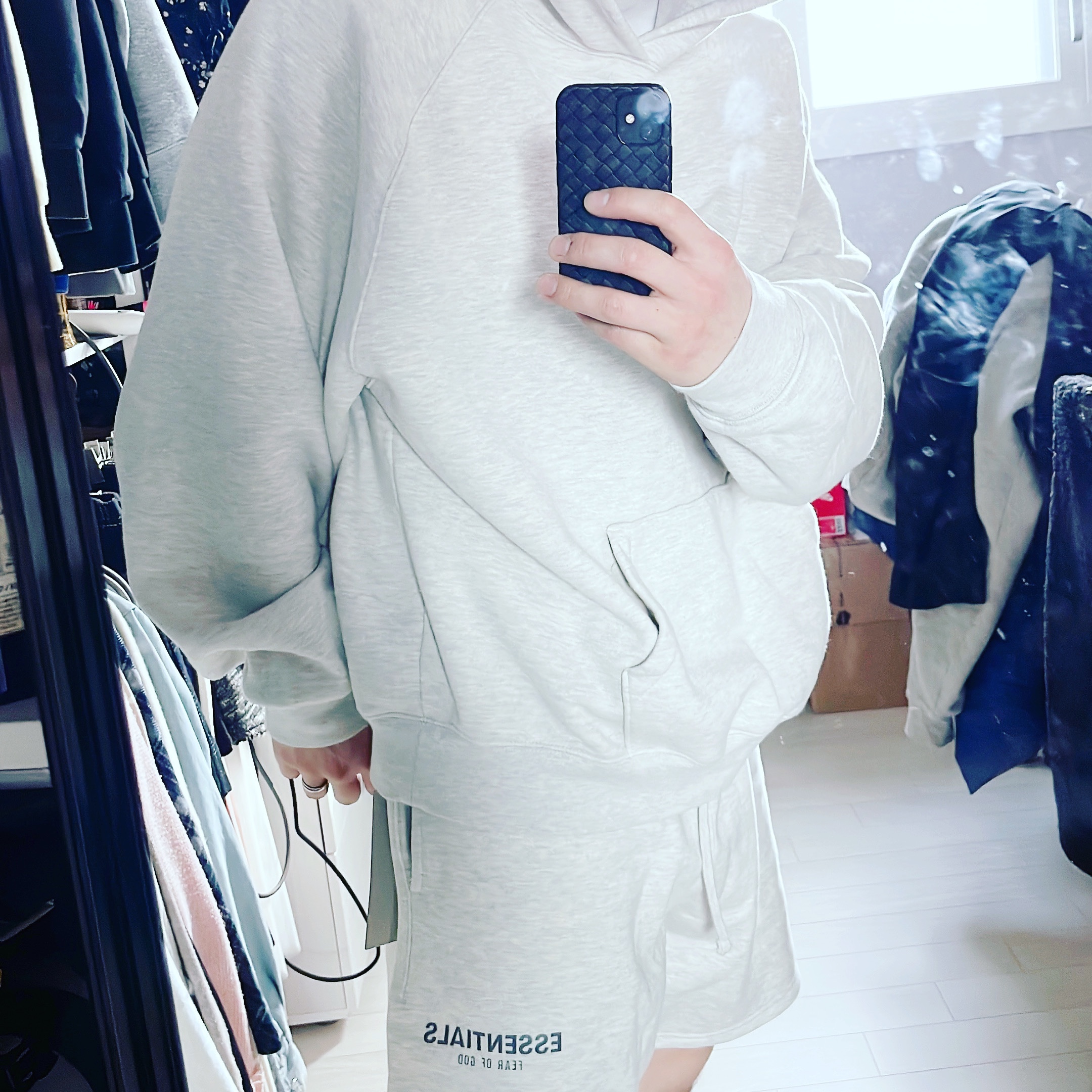 시온 (@zion_) 님의 게시물 | KREAM