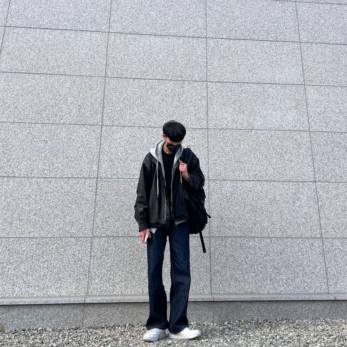 HYEON (@hyuun._.d) 님의 게시물 | KREAM