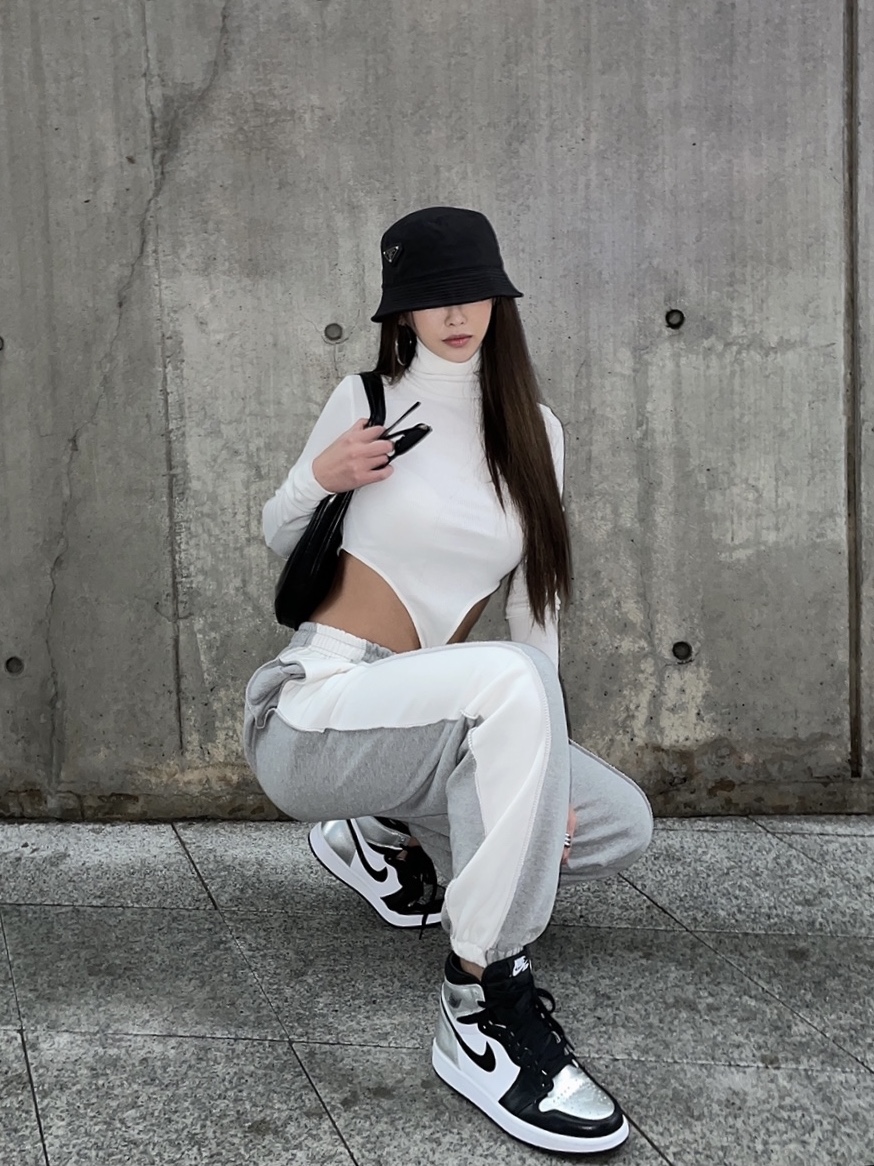 (@_hj1114) 님의 게시물 | KREAM