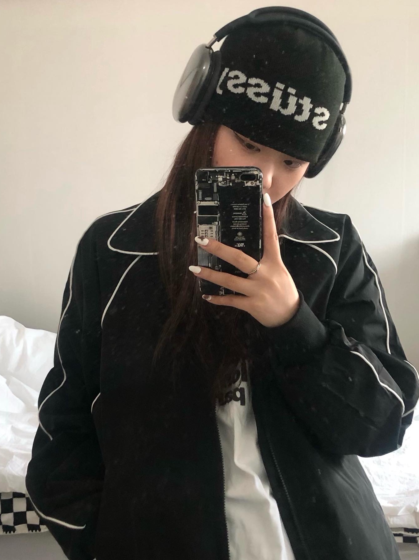 현진 (@__daawn) 님의 게시물 | KREAM