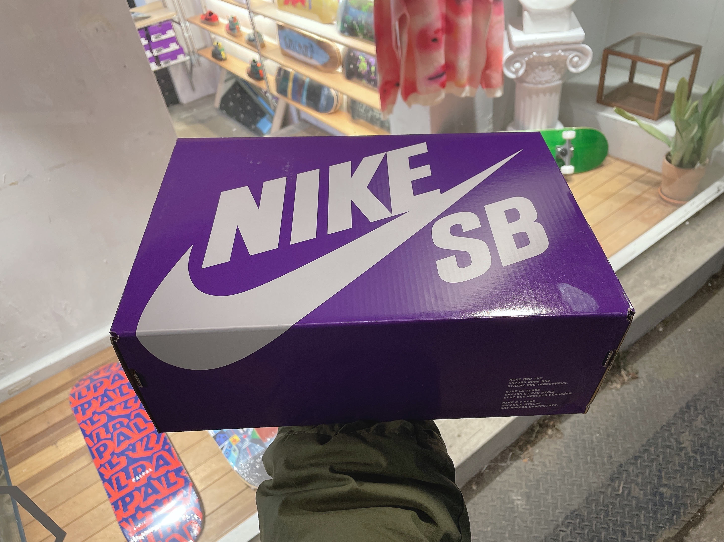 9년차 슈덕 고인물 🦕 (@shoe_bread) 님의 게시물 | KREAM