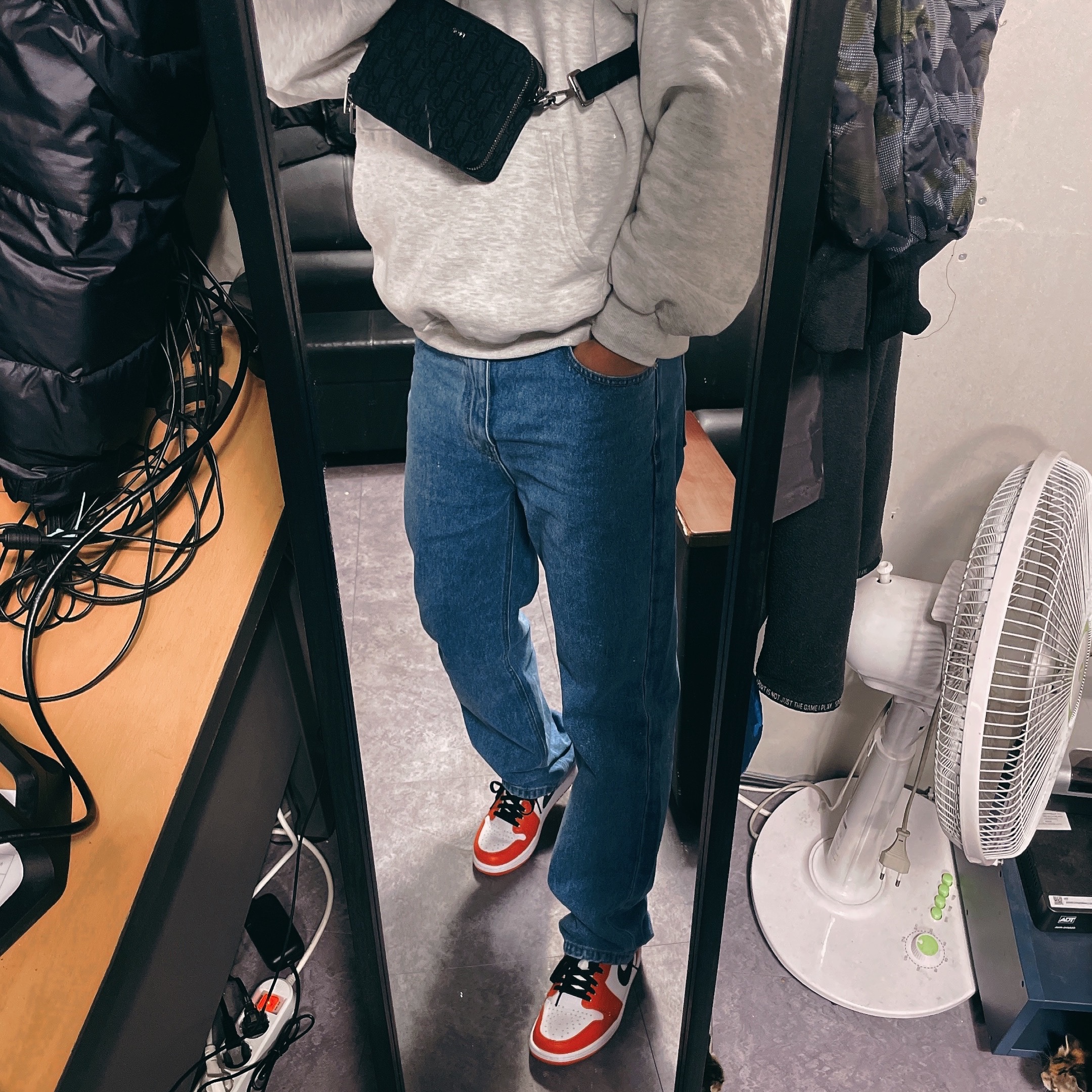 전민우 (@barogo) 님의 게시물 | KREAM