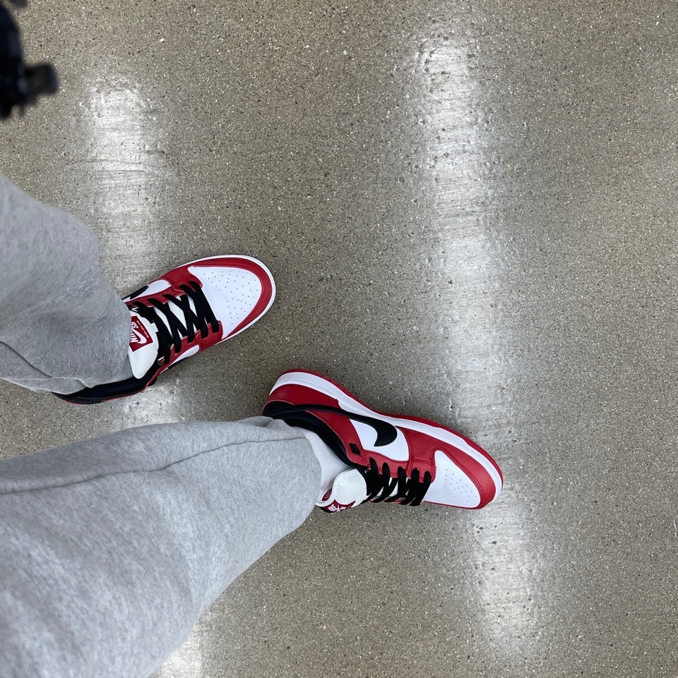 그니 (@g_lee) 님의 게시물 | KREAM