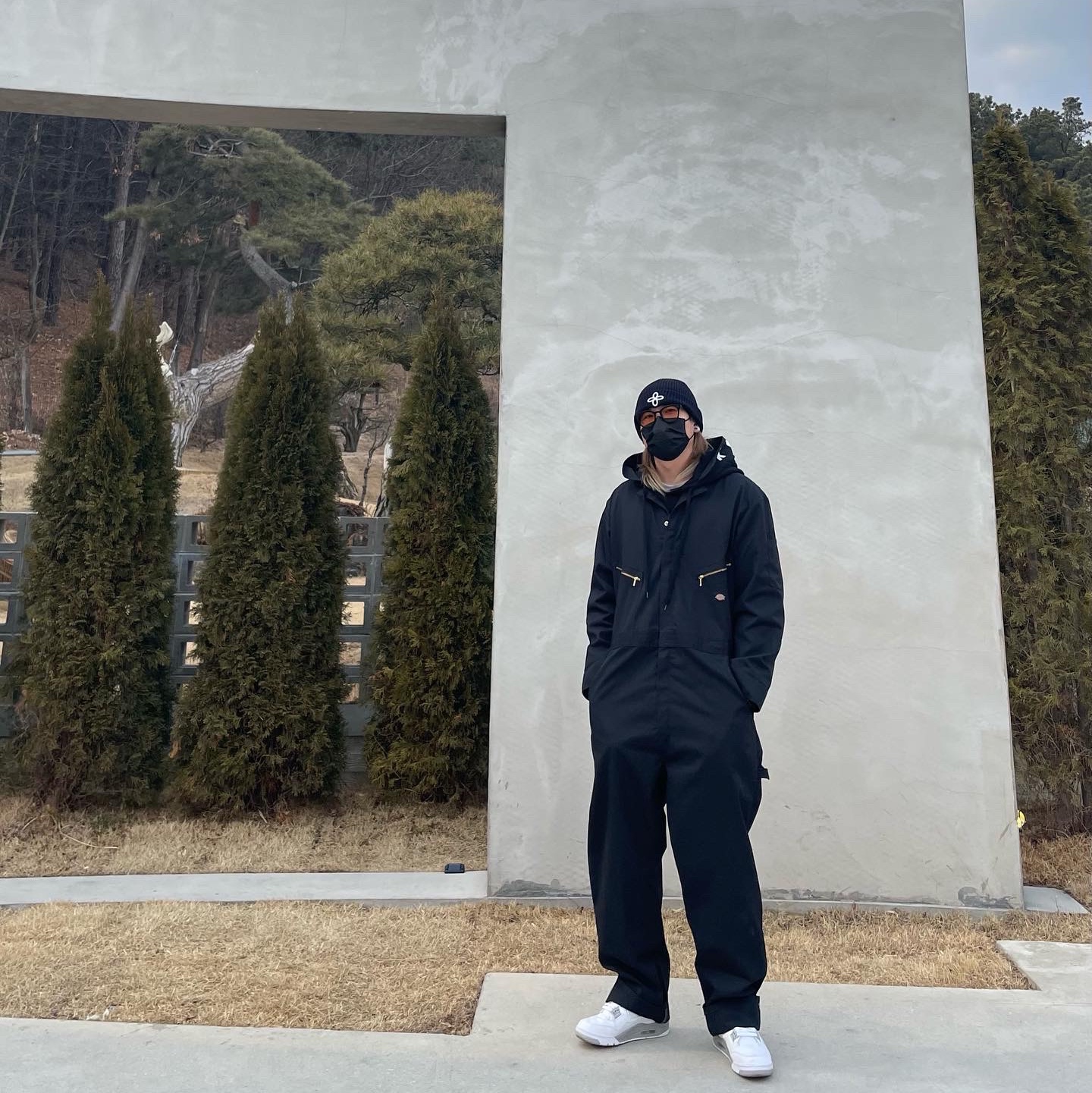 슈라 (@x__sura) 님의 게시물 | KREAM