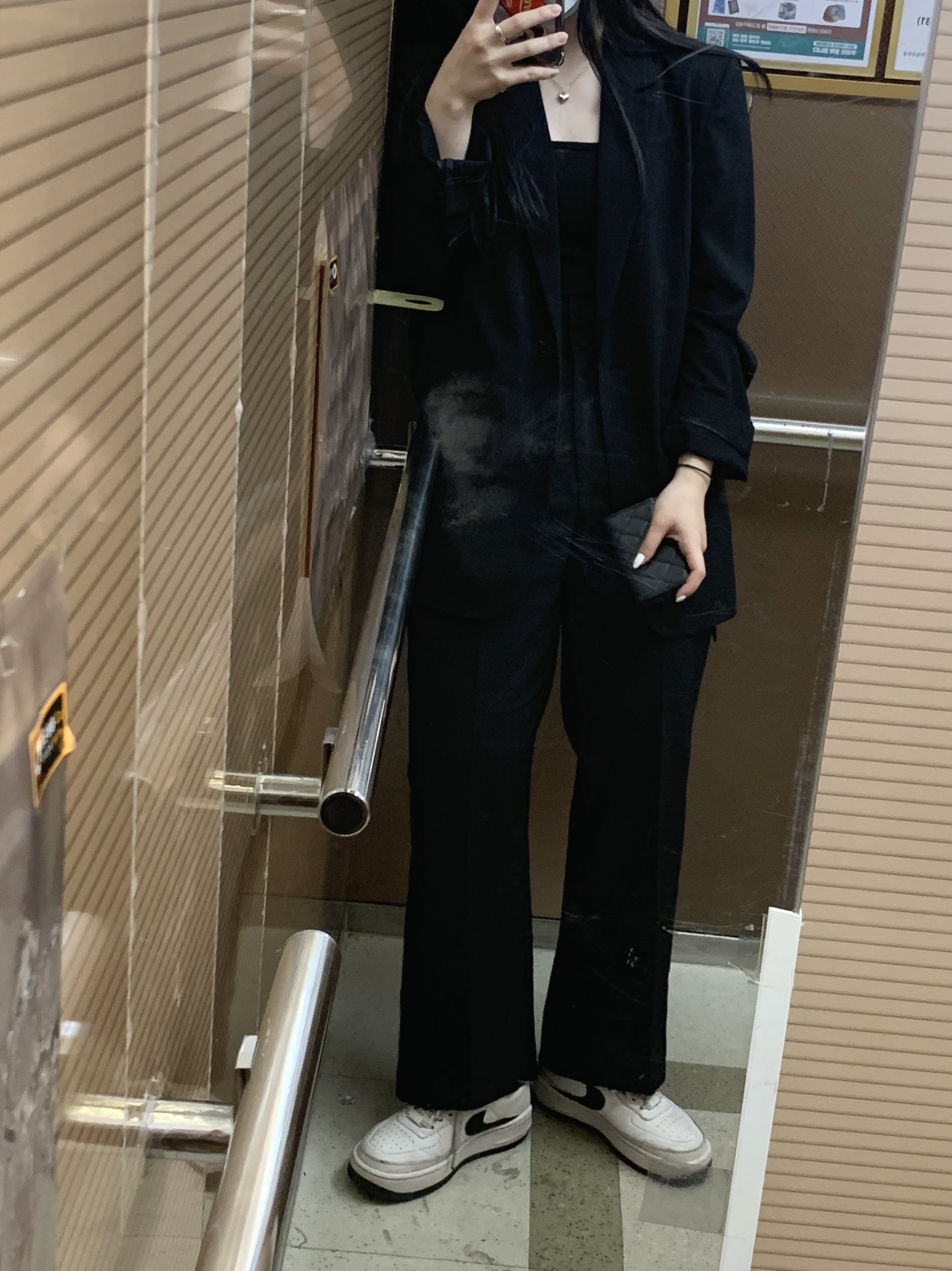 (@heart_mania) 님의 게시물 | KREAM