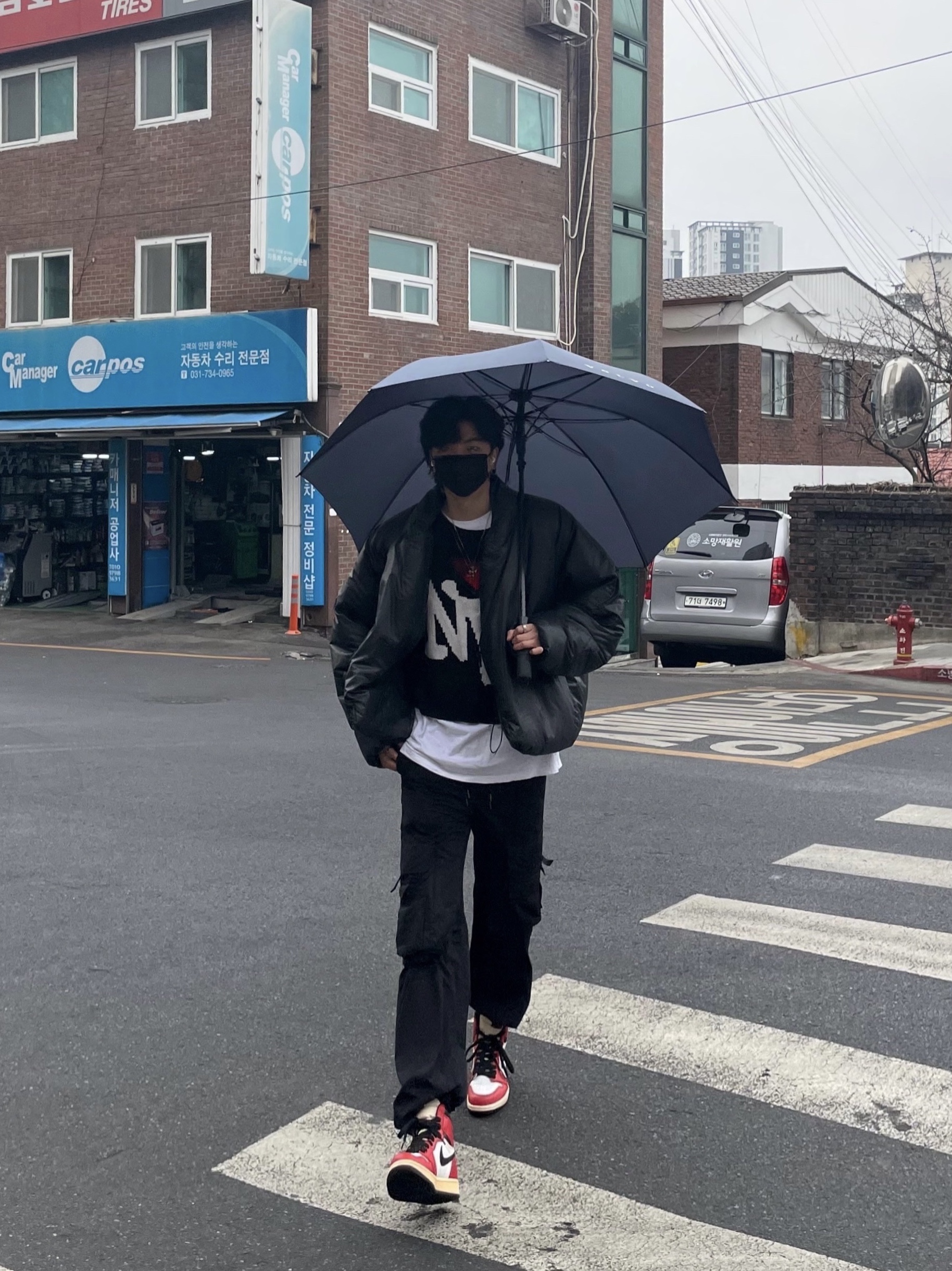 권진영 (@zin.0) 님의 게시물 | KREAM