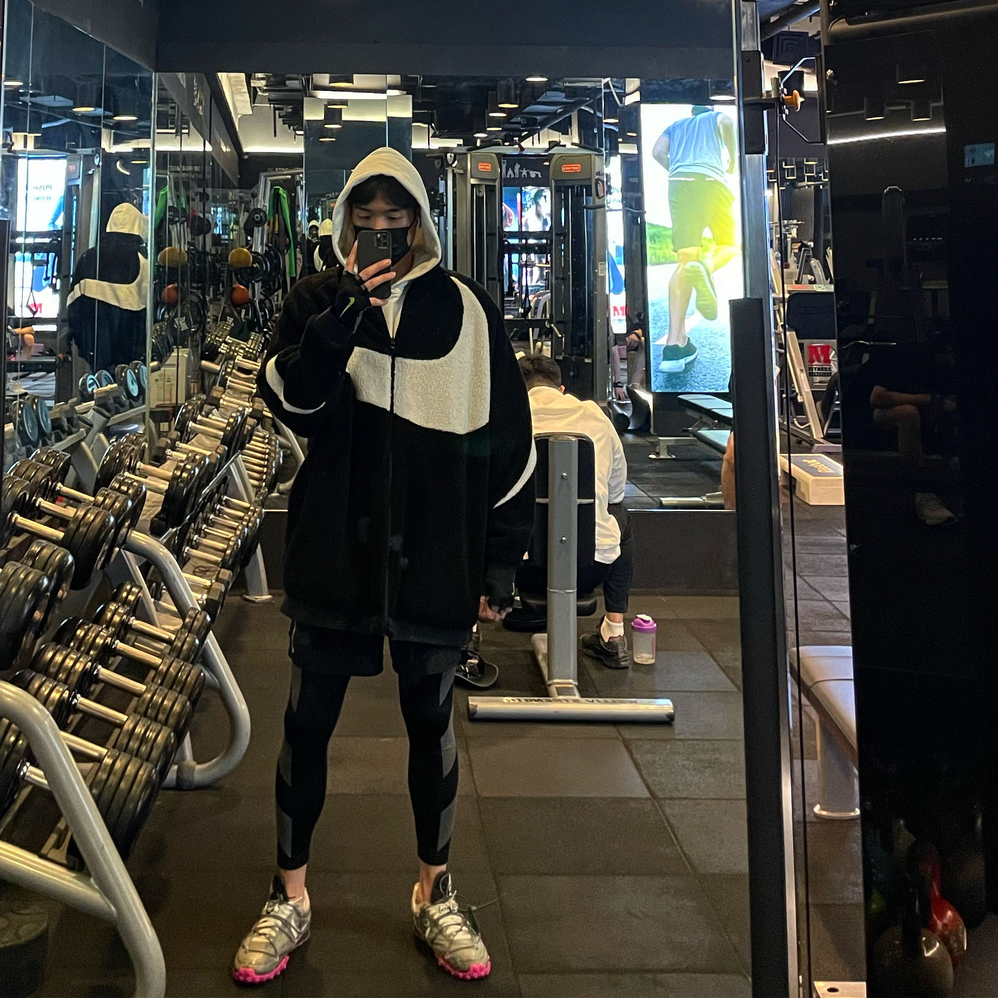 jack (@yo_oy) 님의 게시물 | KREAM