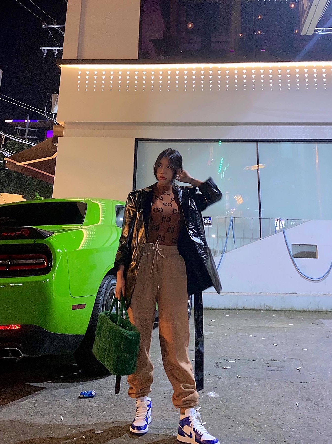 (@kimsia) 님의 게시물 | KREAM