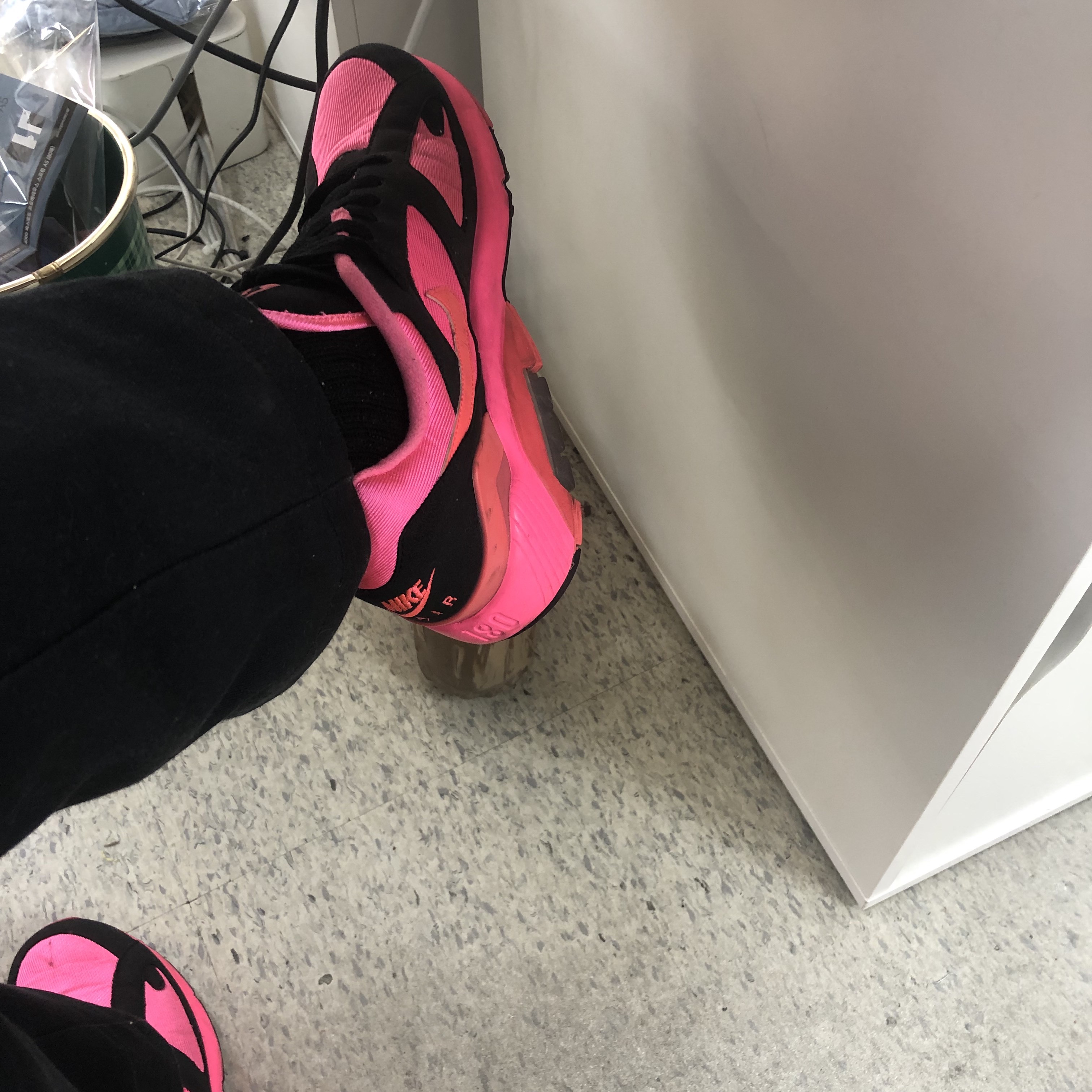 변달건 (@jamesyoon) 님의 게시물 | KREAM