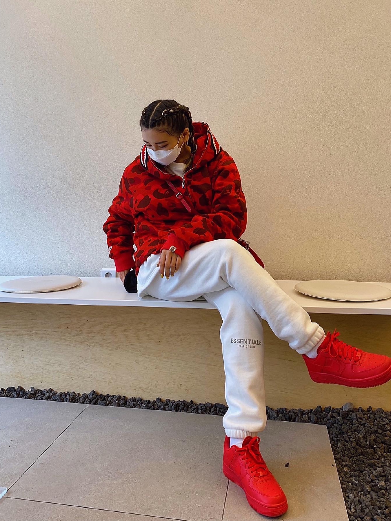 (@kimsia) 님의 게시물 | KREAM