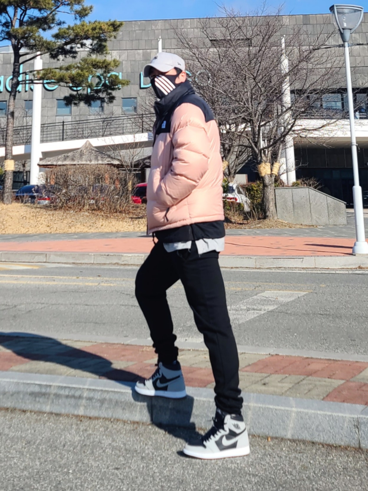 천성욱 (@yasaeng) 님의 게시물 | KREAM