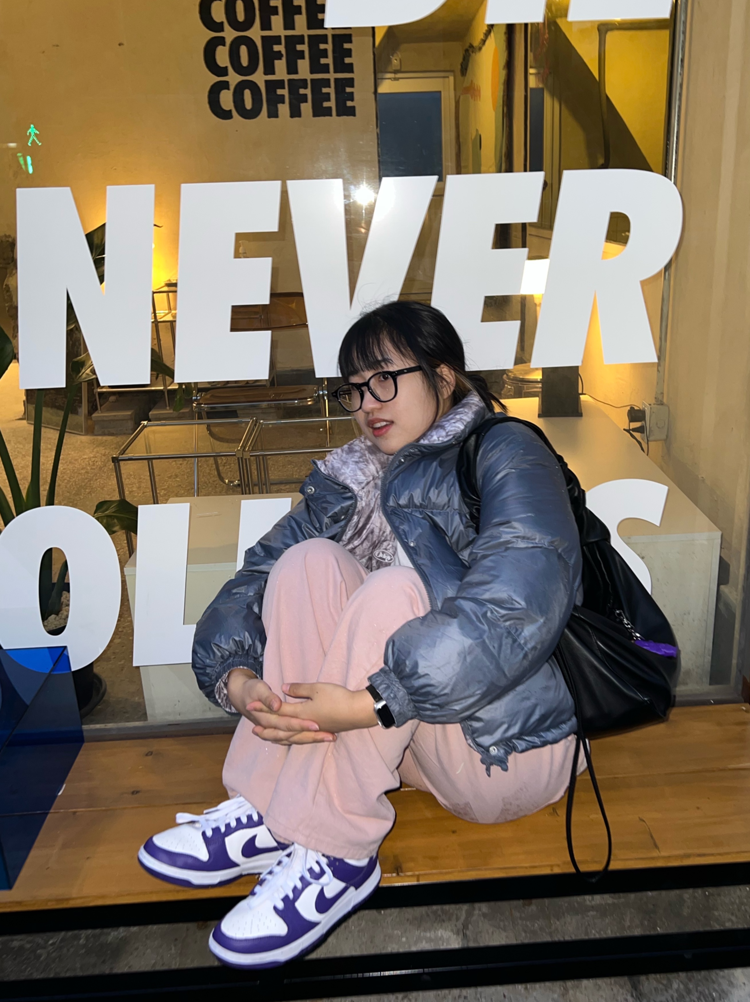 지녜지 (@a.ye_jin) 님의 게시물 | KREAM