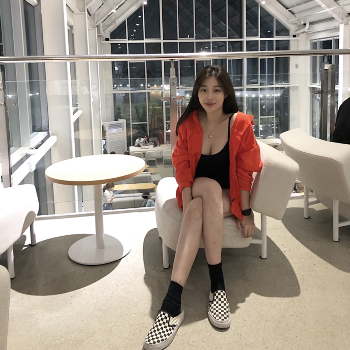 유리 (@yu____ri____) 님의 게시물 | KREAM