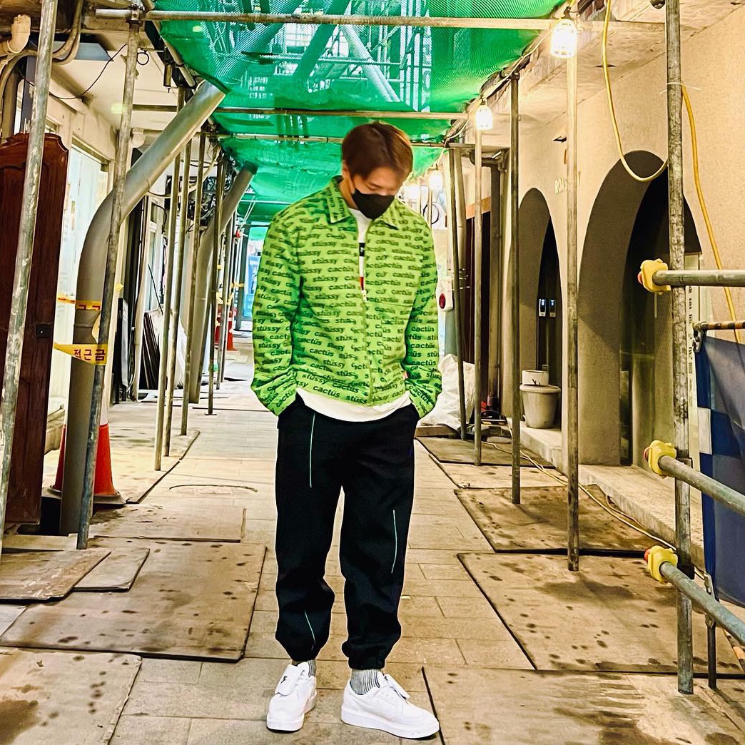 호돌이 (@k____bh) 님의 게시물 | KREAM