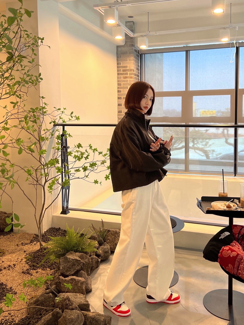 (@eymood) 님의 게시물 | KREAM