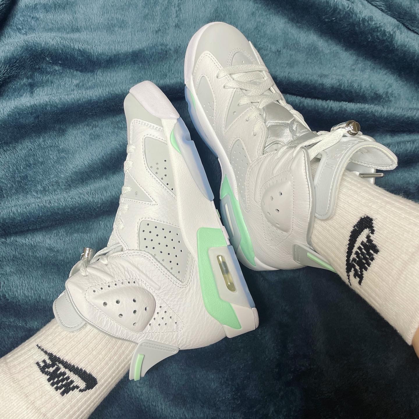 jungjiwon1120 (@ji_won._.1120) 님의 게시물 | KREAM