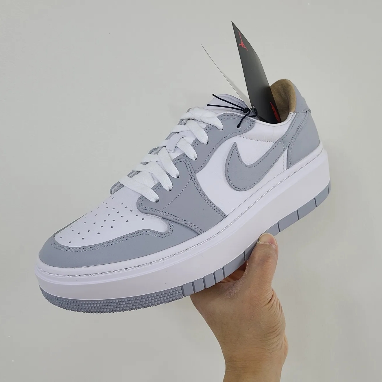 (@nu_gundam) 님의 게시물 | KREAM