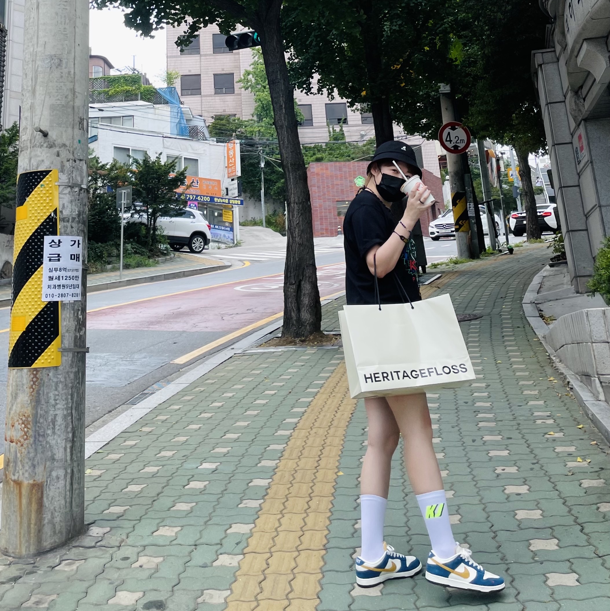 ho_0210 (@ho_0210) 님의 게시물 | KREAM