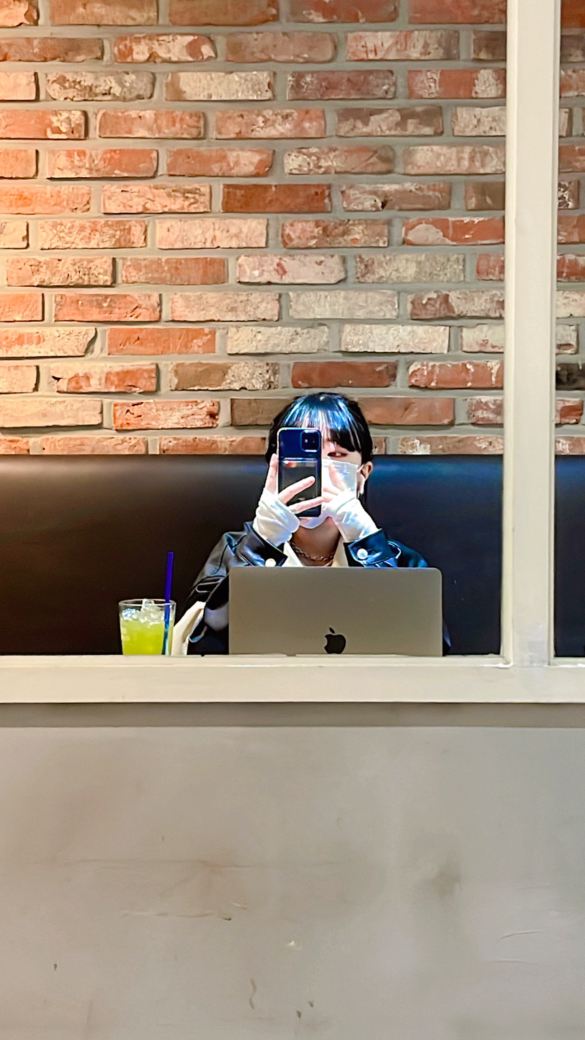 yuna050900 (@yxna_y) 님의 게시물 | KREAM