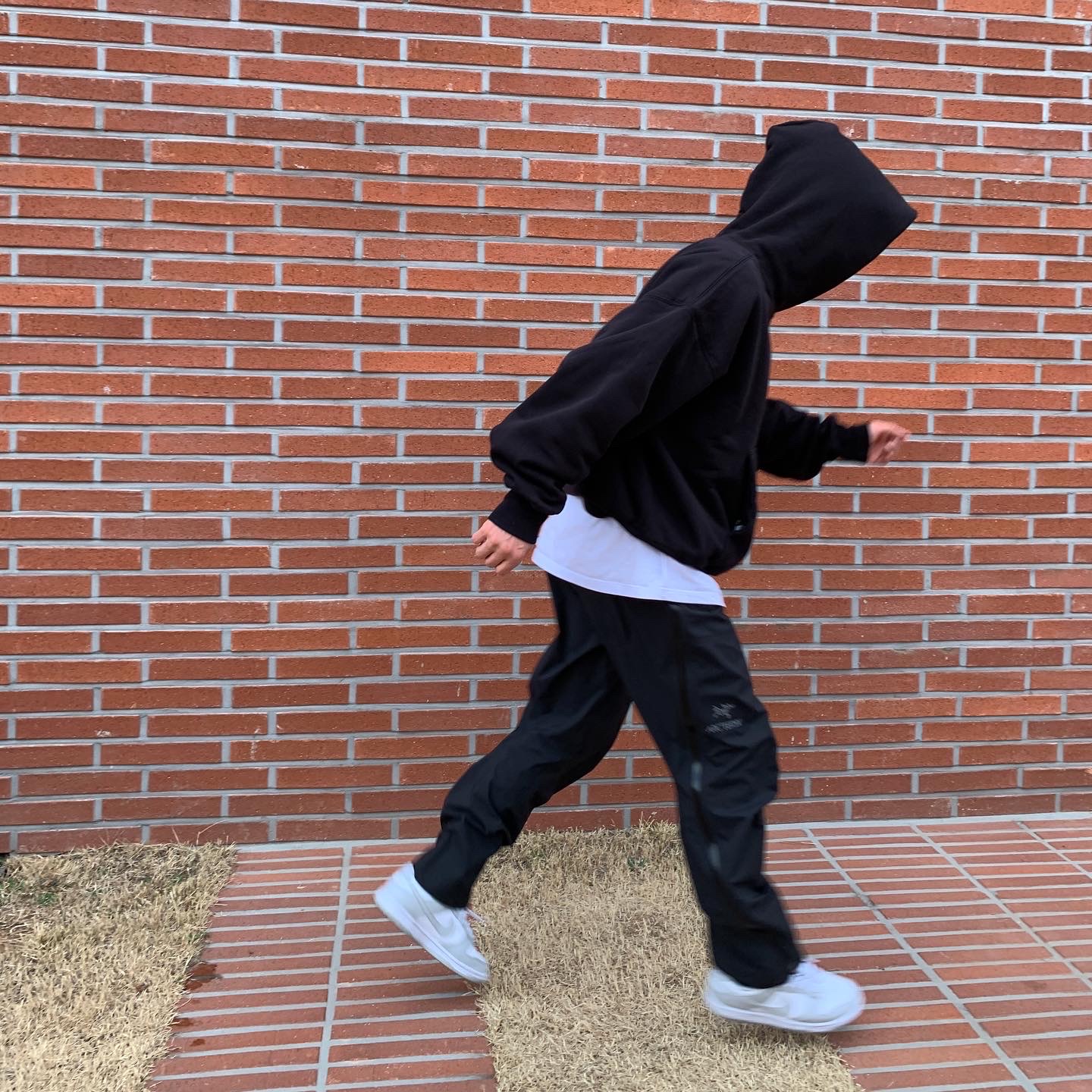 @youngsunion (@supernormal) 님의 게시물 | KREAM