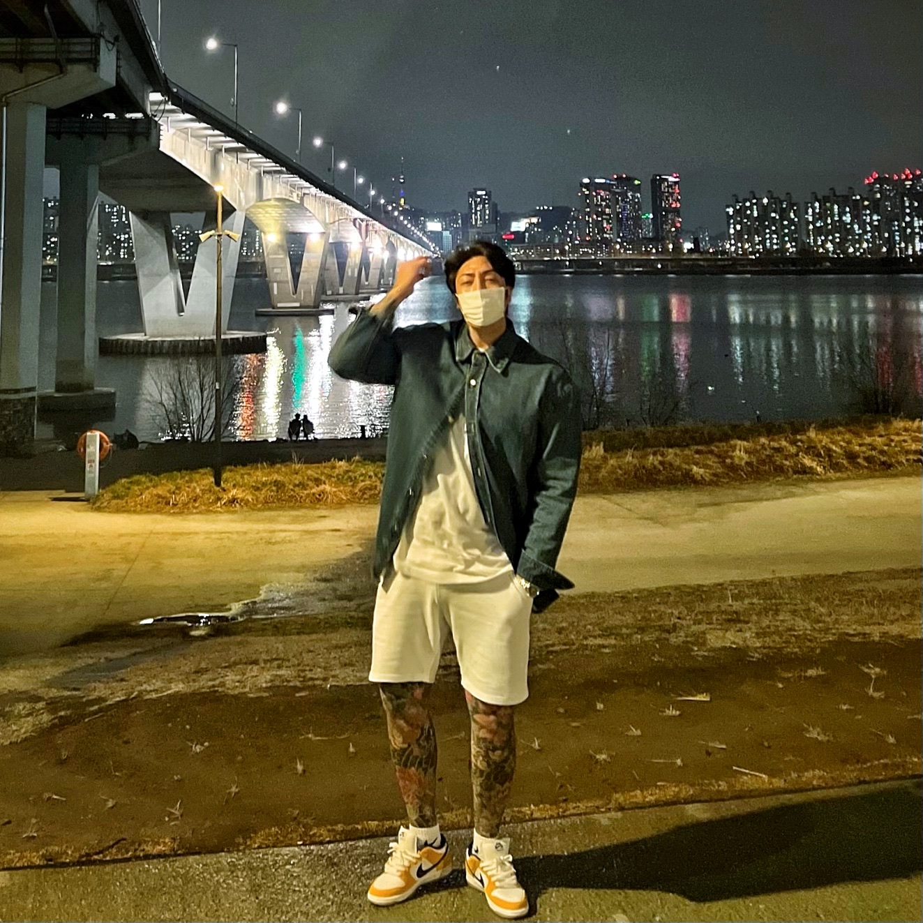 (@fuck_you) 님의 게시물 | KREAM