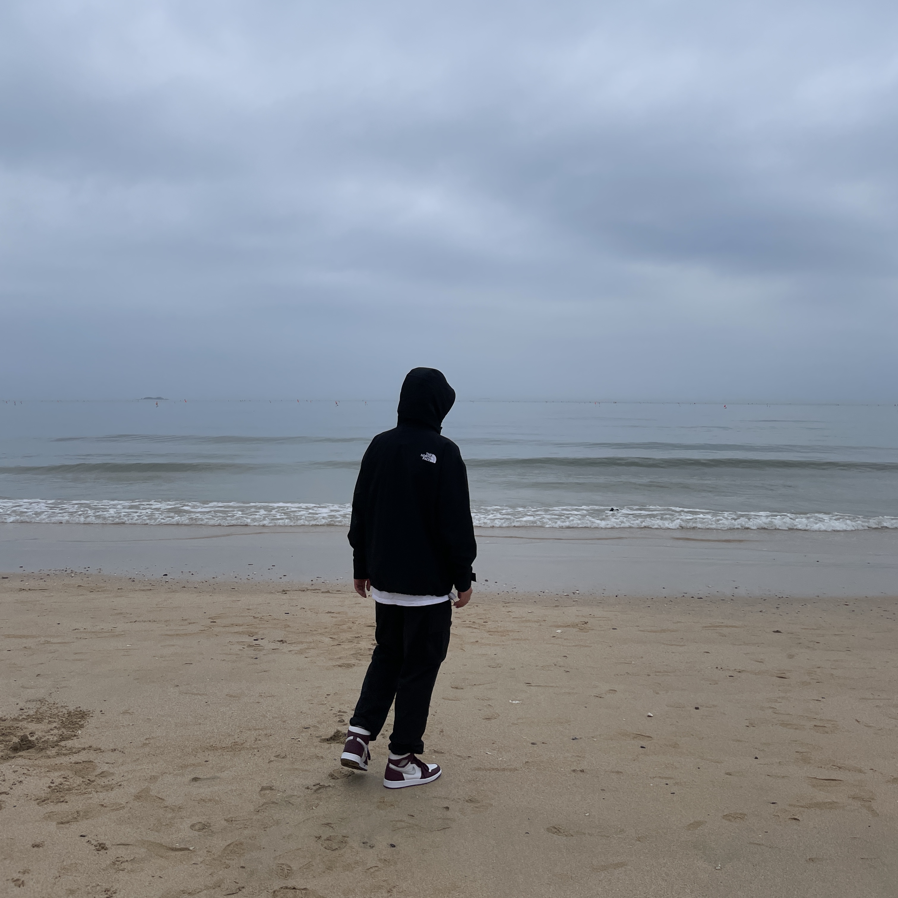 서카니 (@2_rabbit) 님의 게시물 | KREAM