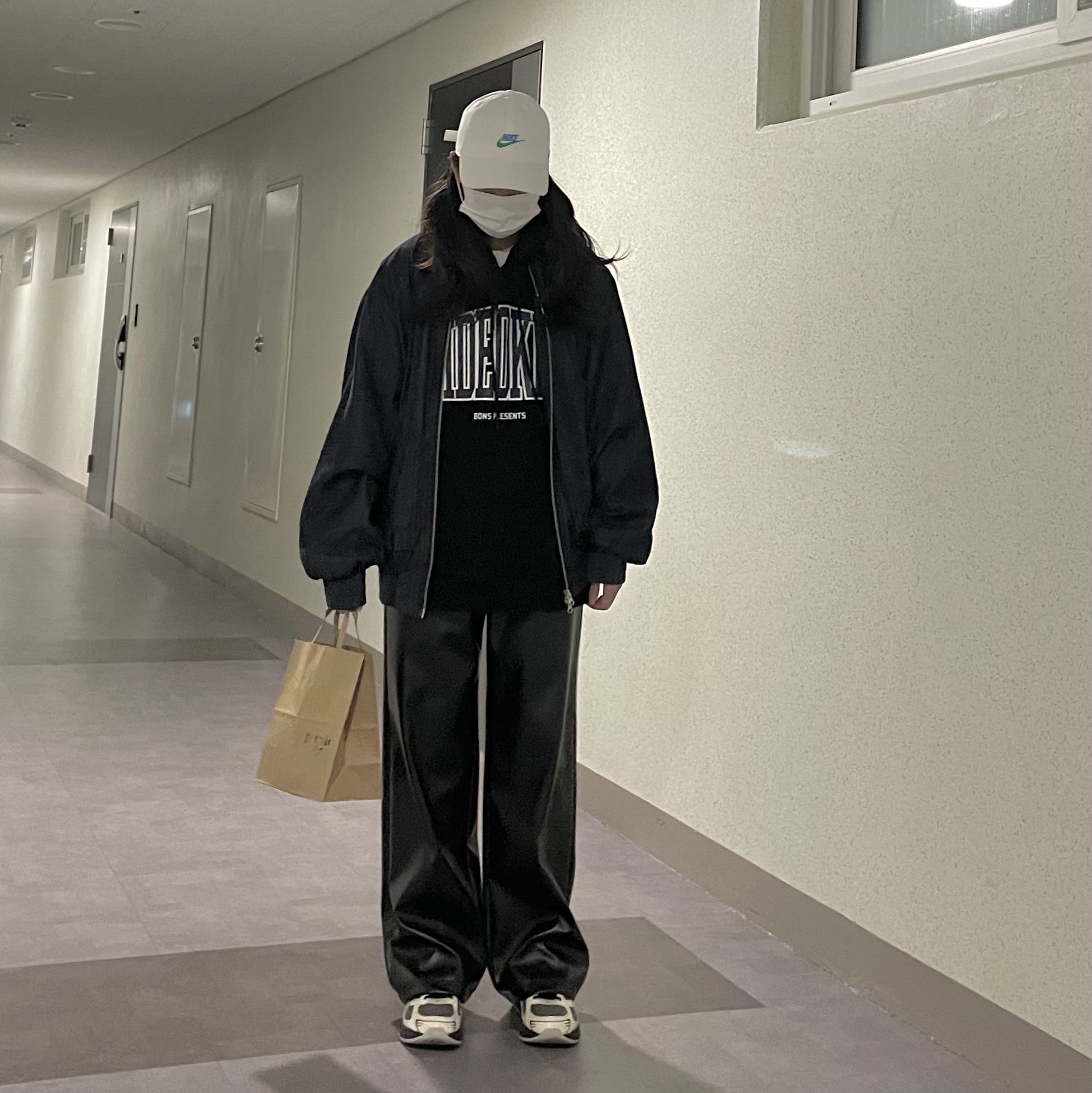 싸뉴타 (@snt_2022) 님의 게시물 | KREAM