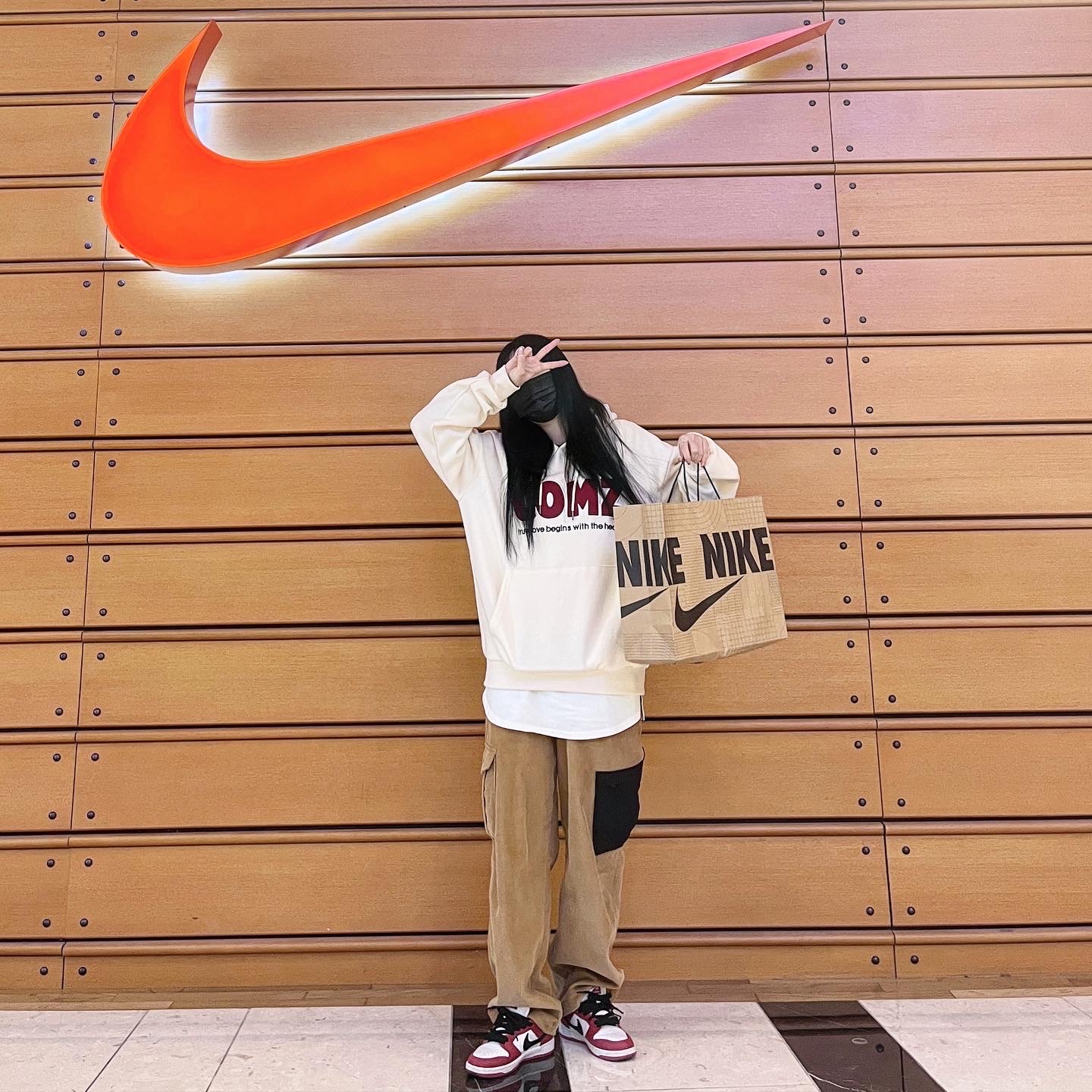 (@lee_milk) 님의 게시물 | KREAM