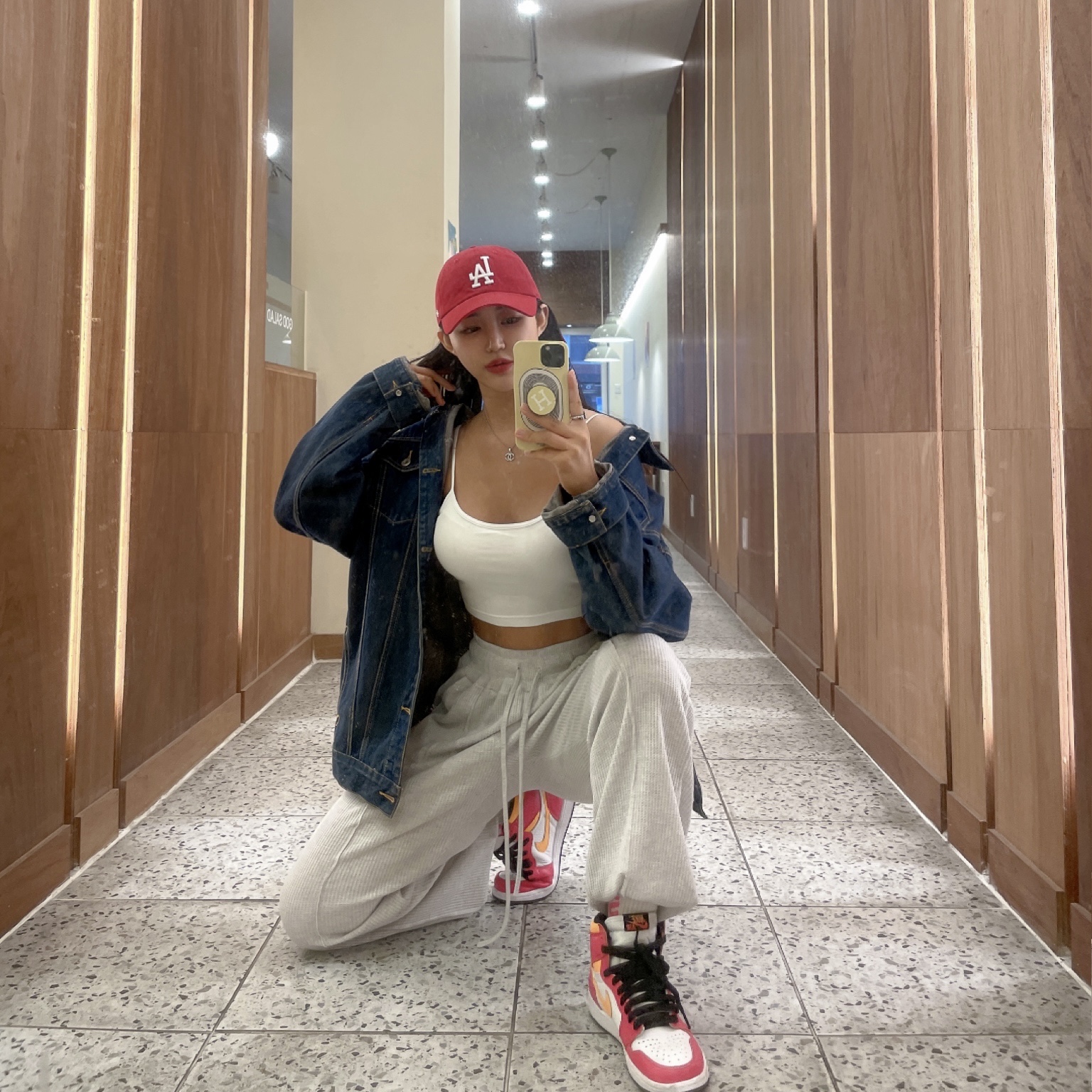 민트초콜렛🌿🍫 (@mint___choc...) 님의 게시물 | KREAM