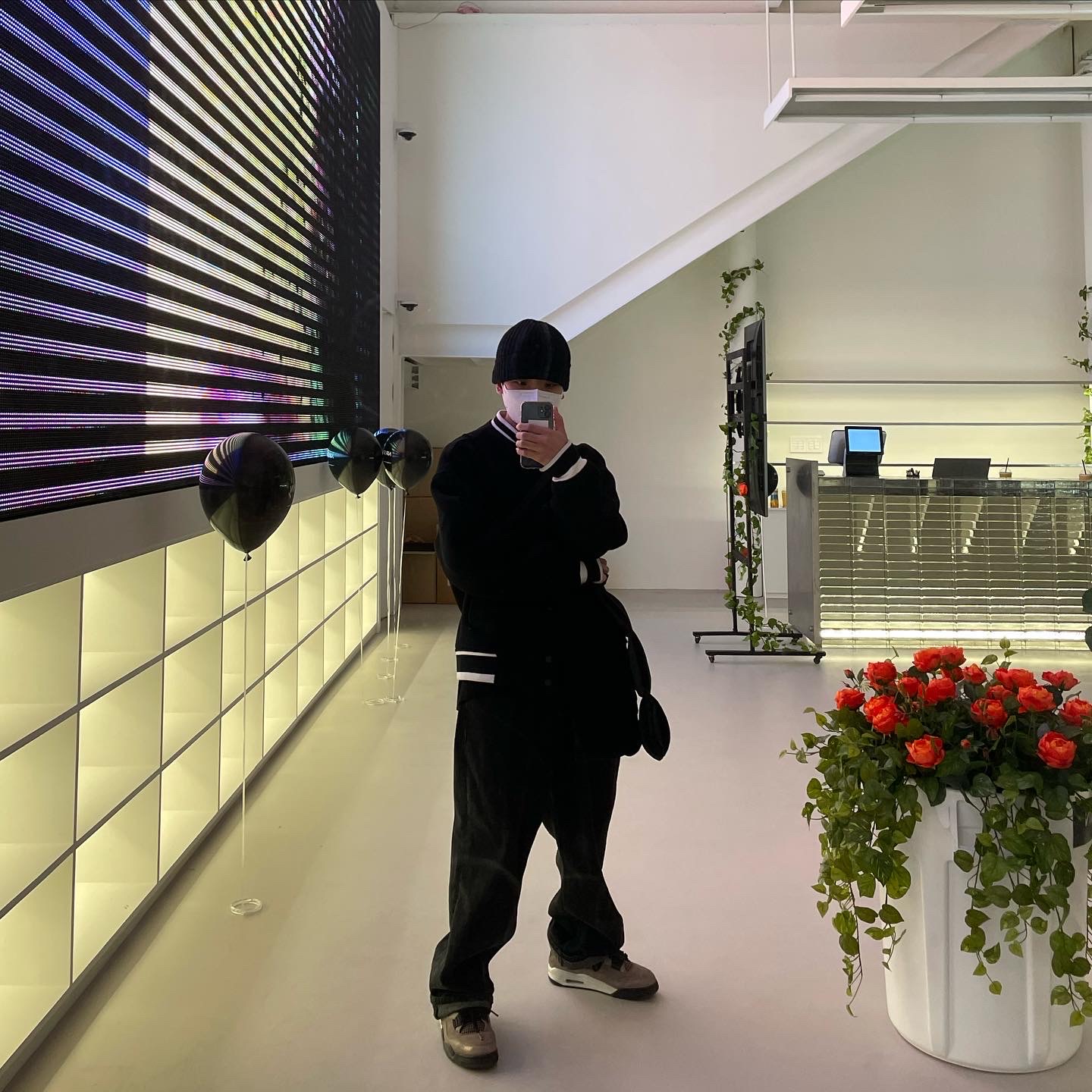 lookatsoo97 (@lookatsoo) 님의 게시물 | KREAM