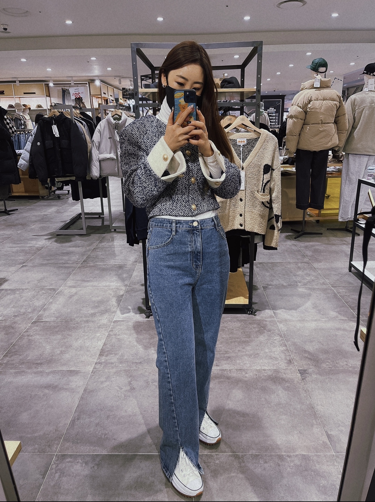 로리 (@lovejay) 님의 게시물 | KREAM