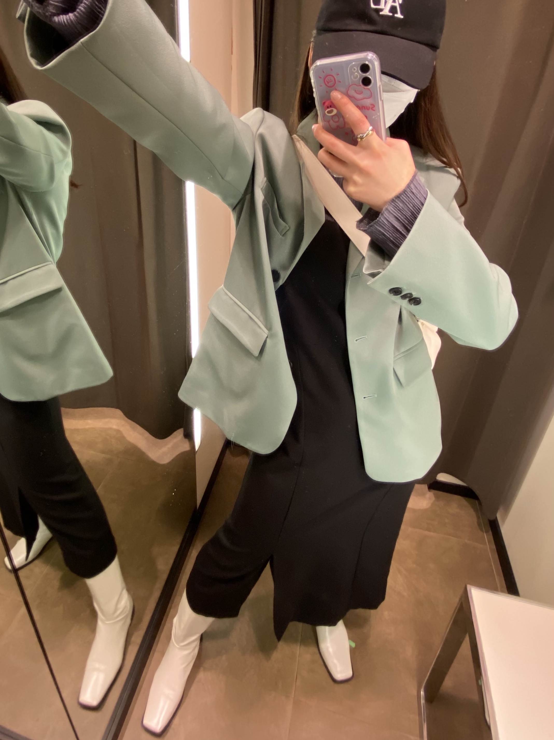 ฅ^•ﻌ•^ฅ (@hy0nida) 님의 게시물 | KREAM