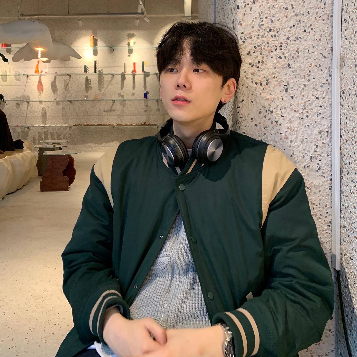 rudwoqkr123 (@kjecoooo) 님의 게시물 | KREAM