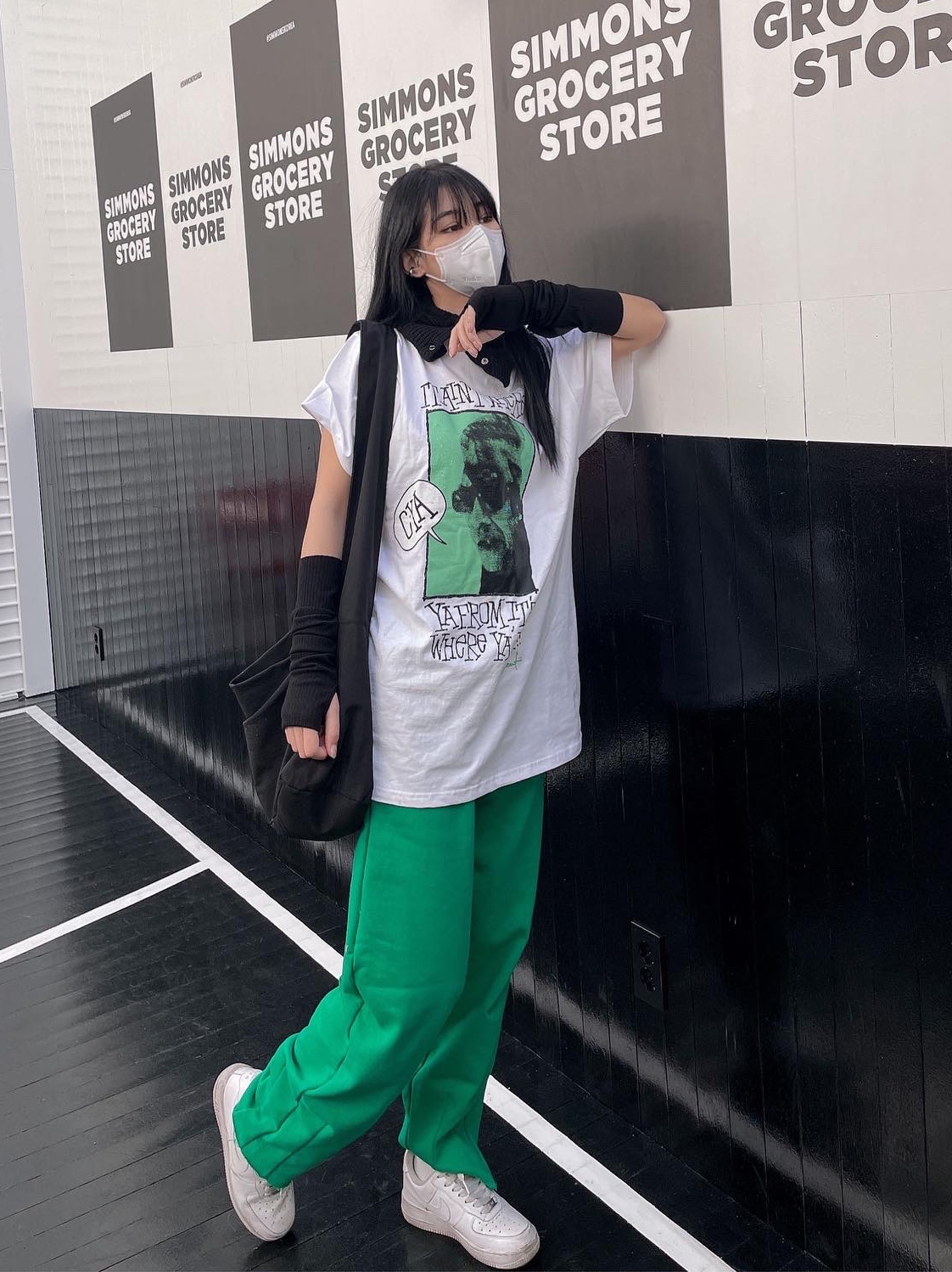 (@_hj1114) 님의 게시물 | KREAM