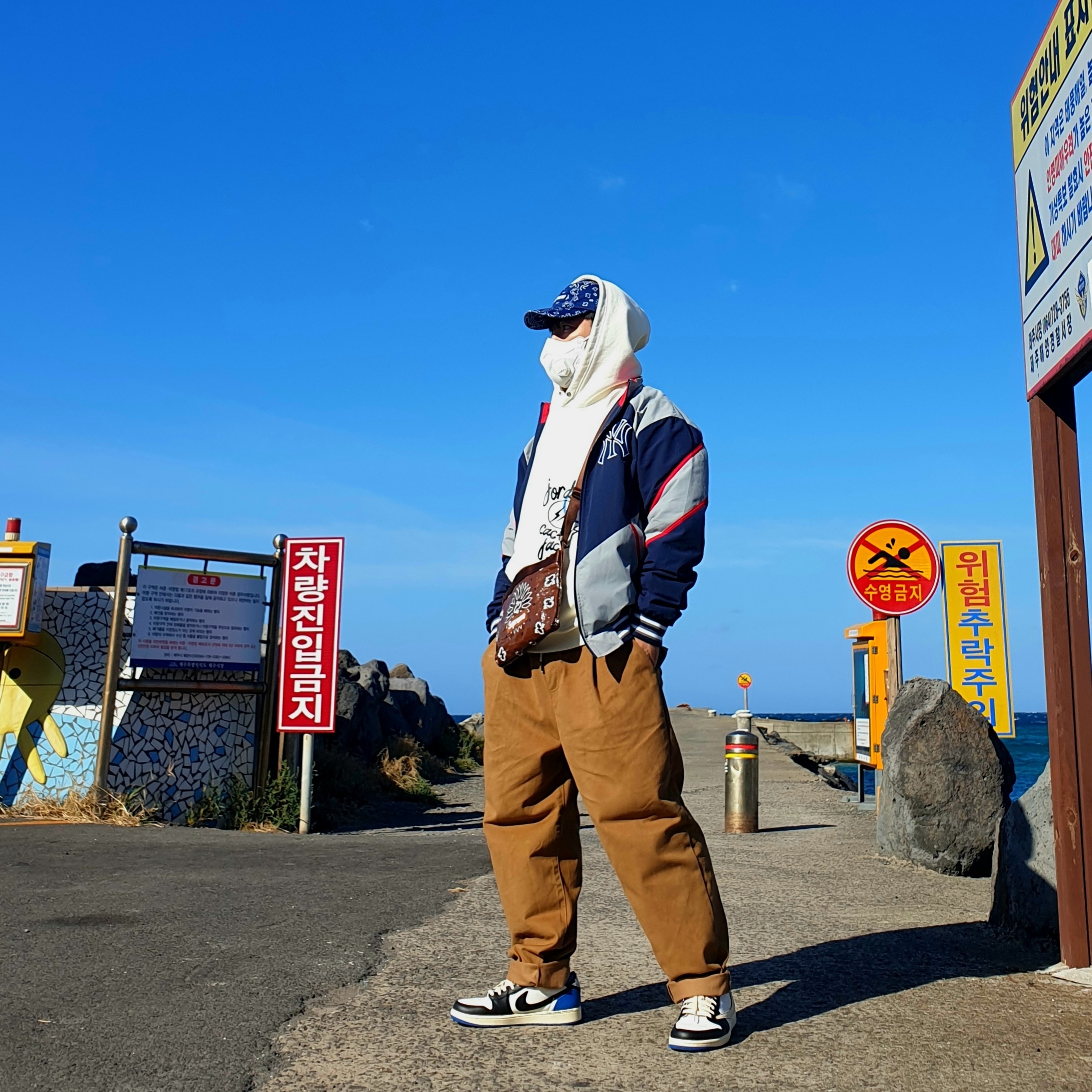 코난 (@_lets_be) 님의 게시물 | KREAM