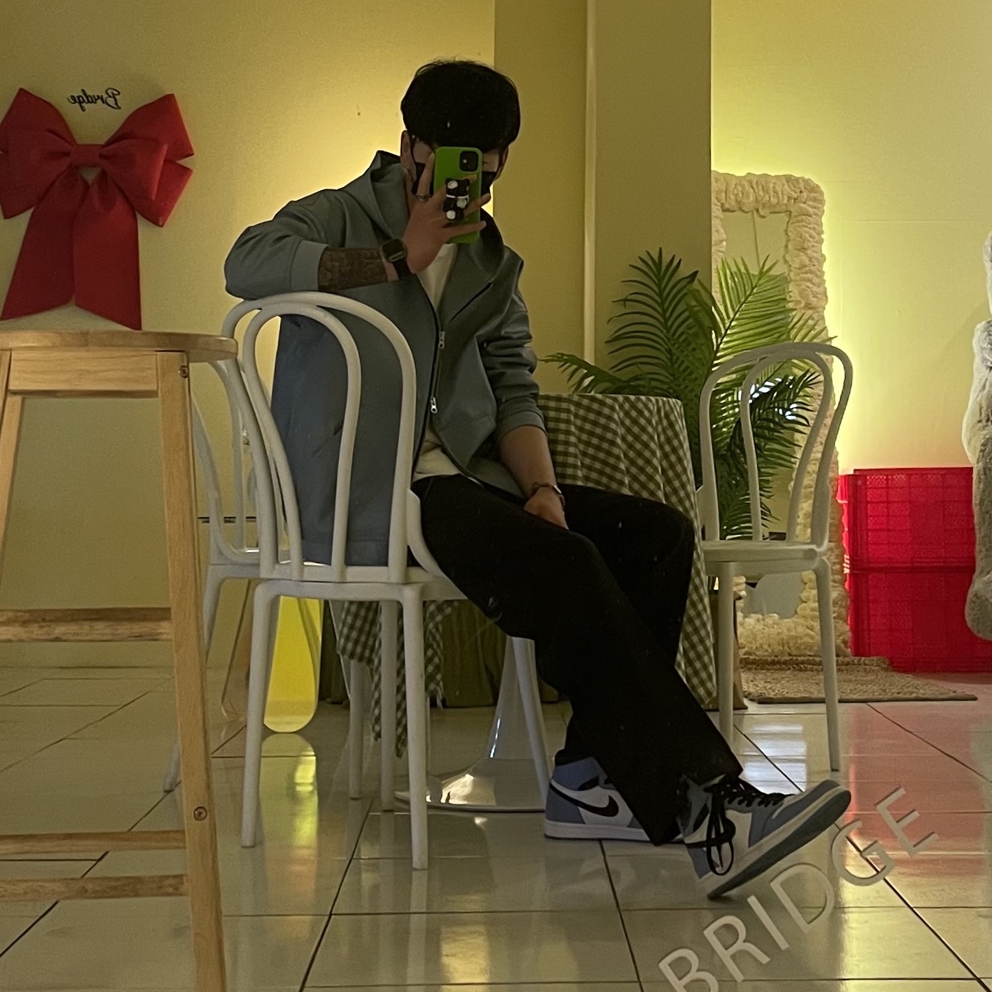 김홍준 (@94__.hj) 님의 게시물 | KREAM