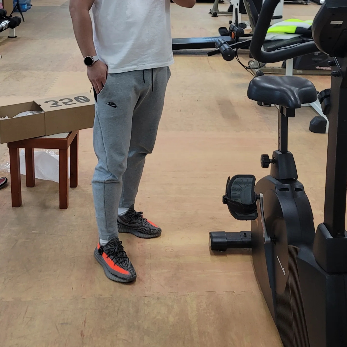 dldmstjd7 (@9y79vv) 님의 게시물 | KREAM