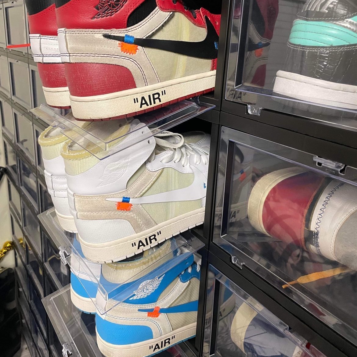 이하은 (@happil.y) 님의 게시물 | KREAM