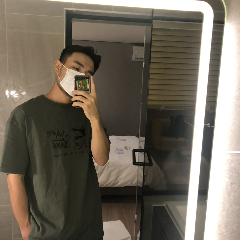 (@you__d_g) 님의 게시물 | KREAM