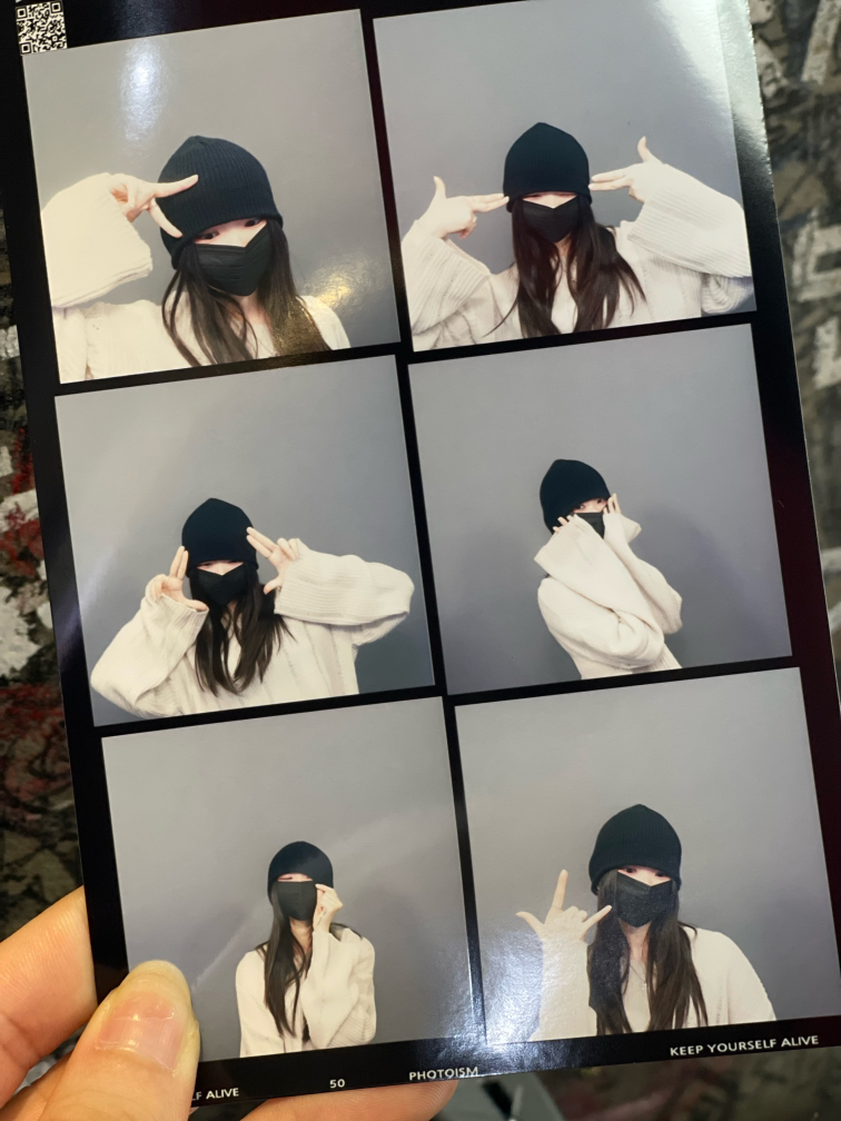 H.HYEON (@aquarium_oc...) 님의 게시물 | KREAM