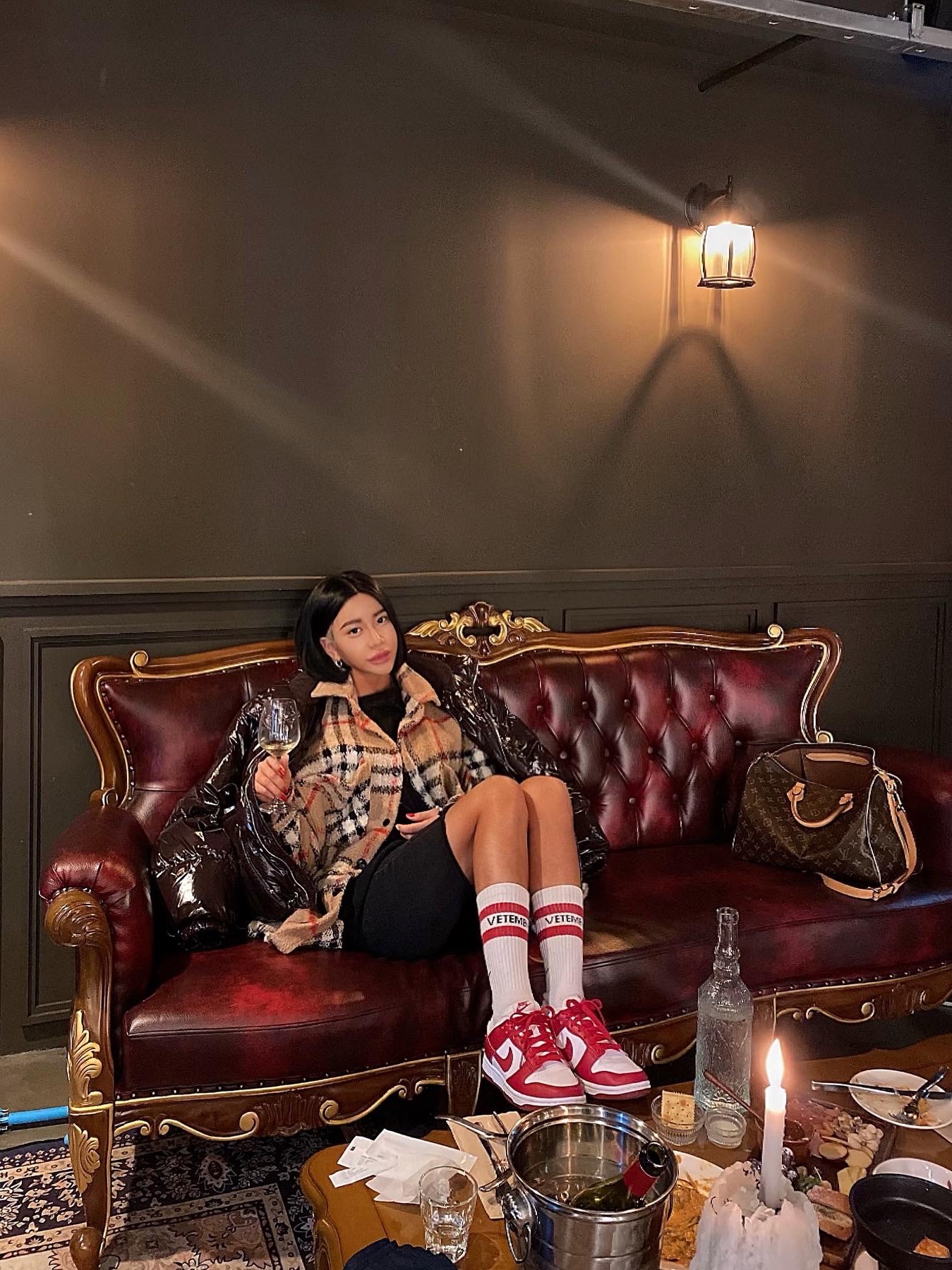 (@kimsia) 님의 게시물 | KREAM