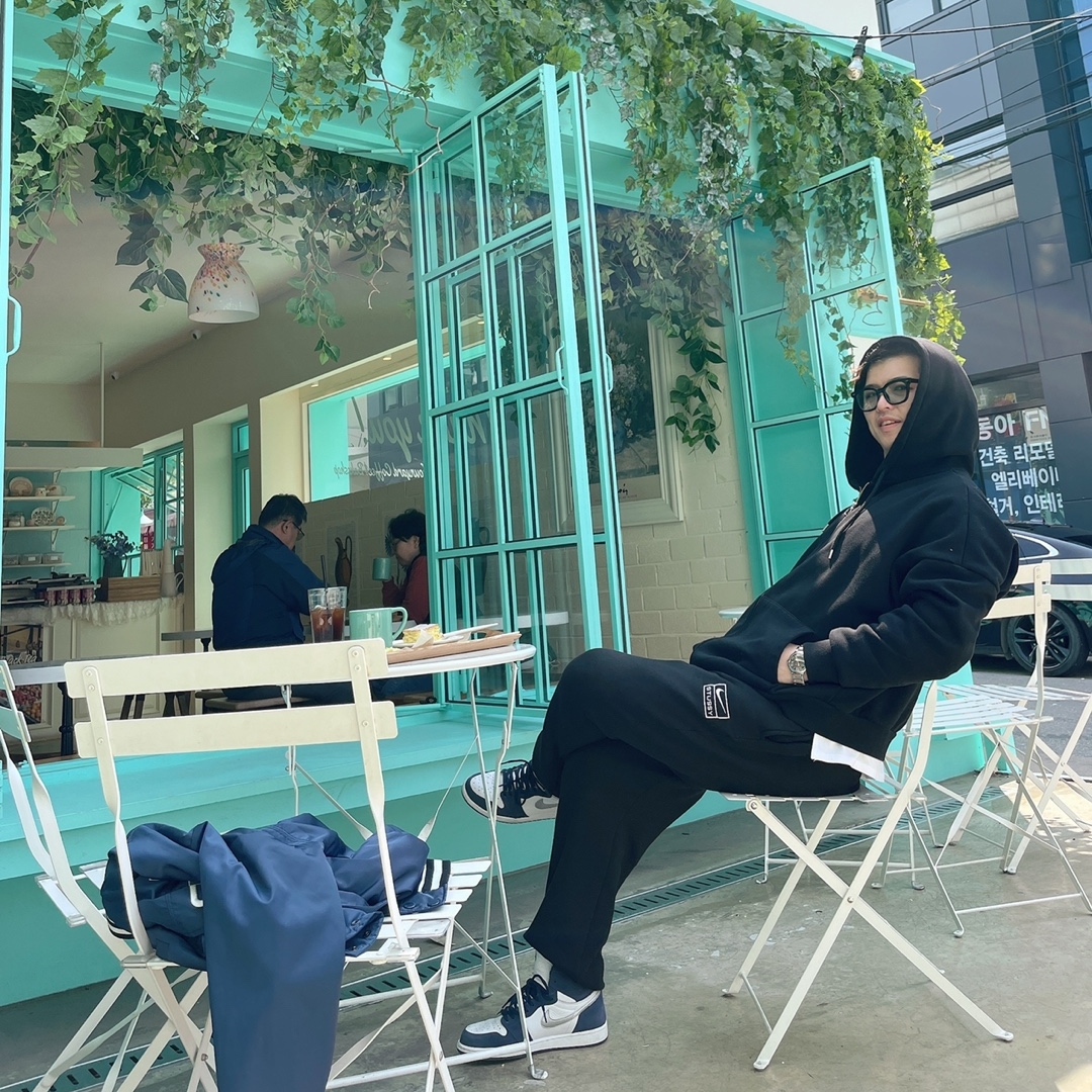 seokk1020 (@taeseok.choi) 님의 게시물 | KREAM