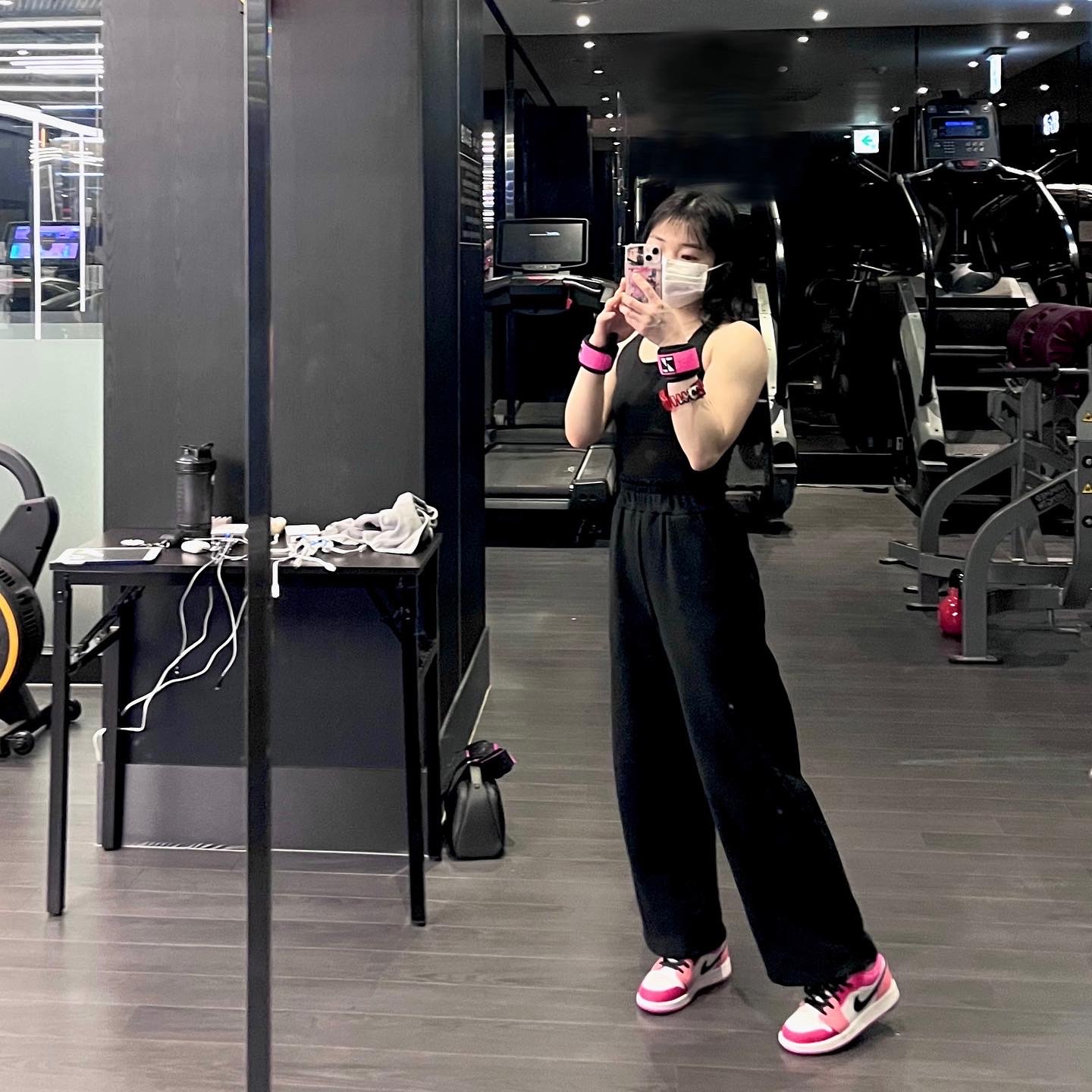 콩 (@kong._.777) 님의 게시물 | KREAM