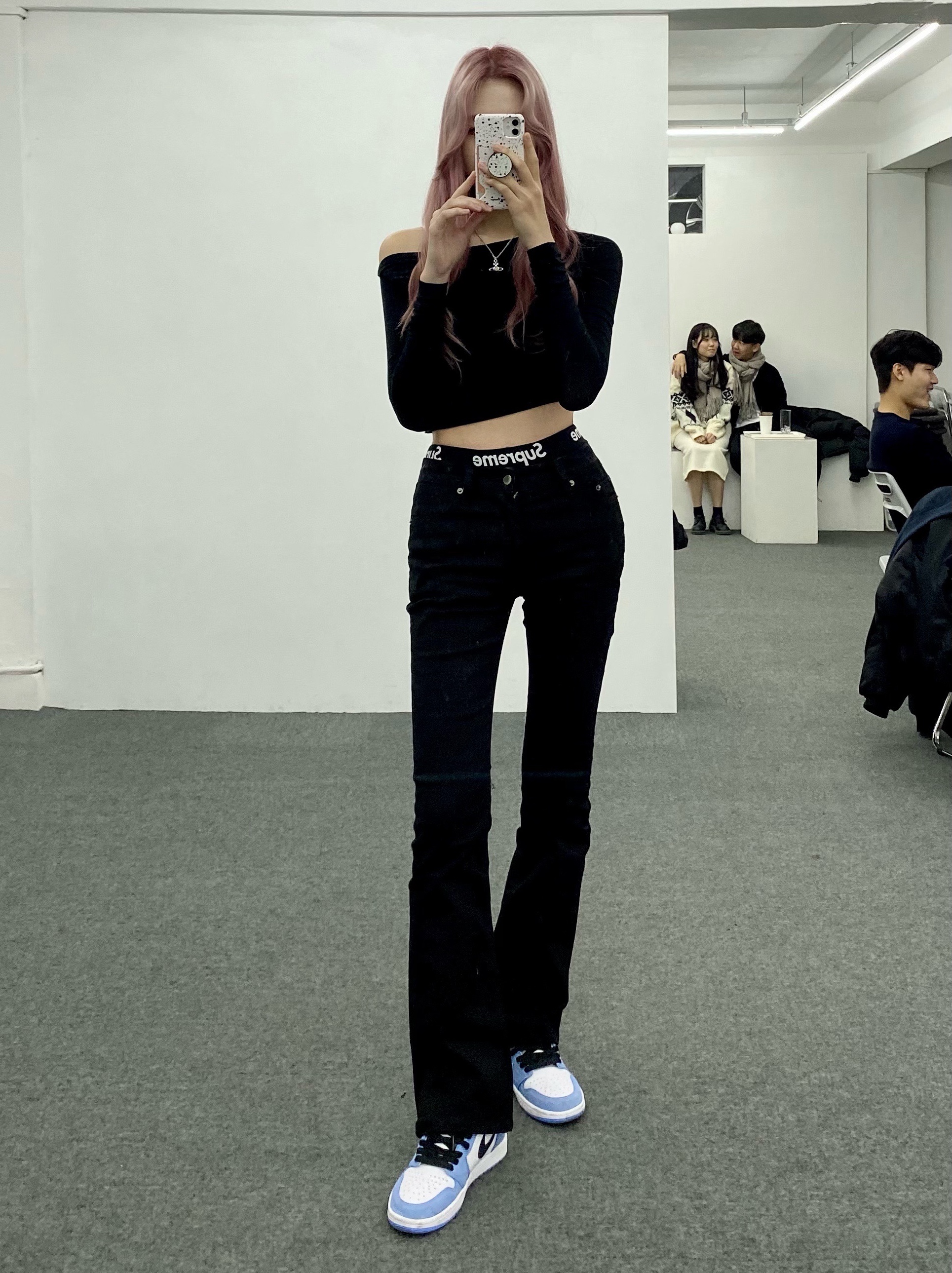 (@io__jin) 님의 게시물 | KREAM