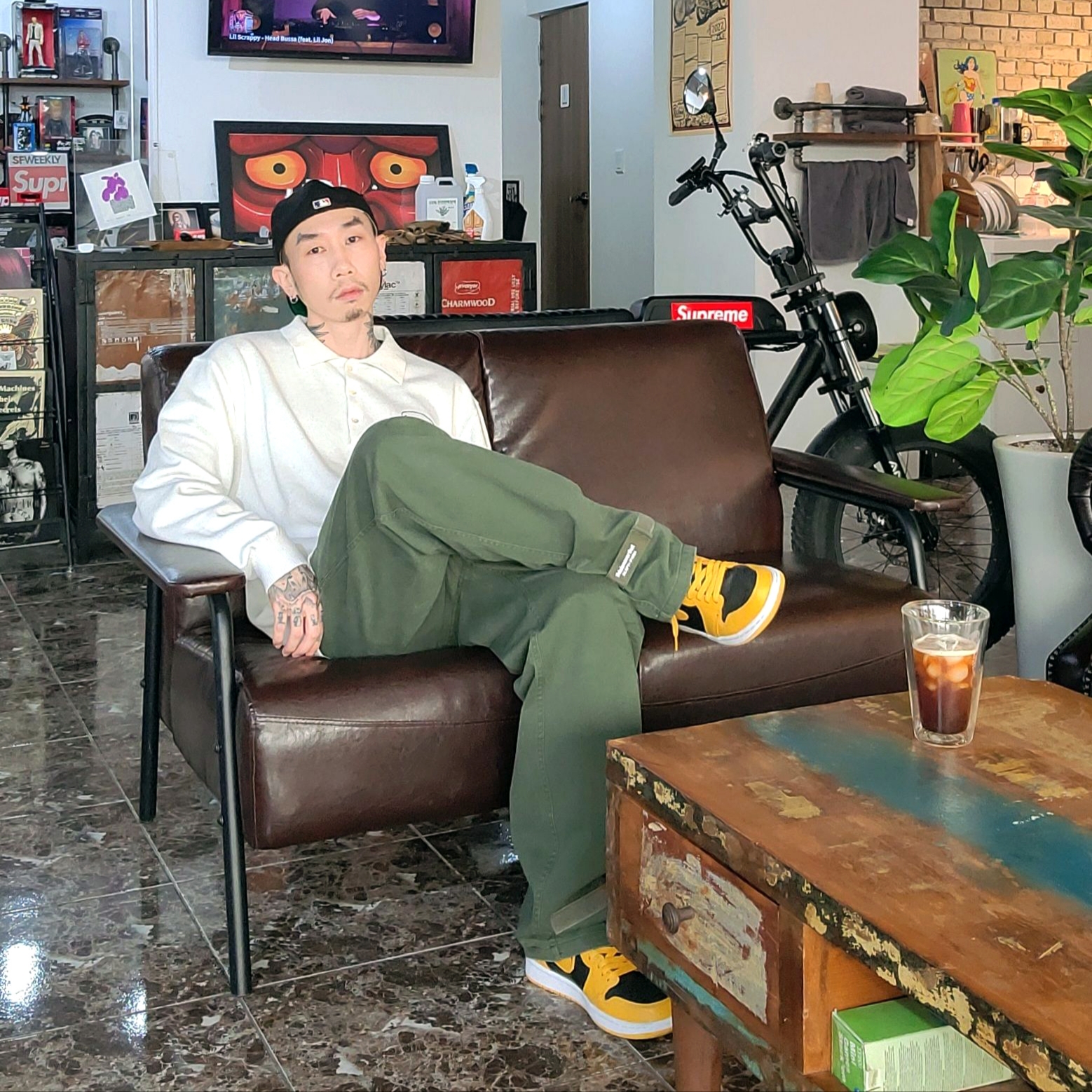 제튼 (@zetton) 님의 게시물 | KREAM