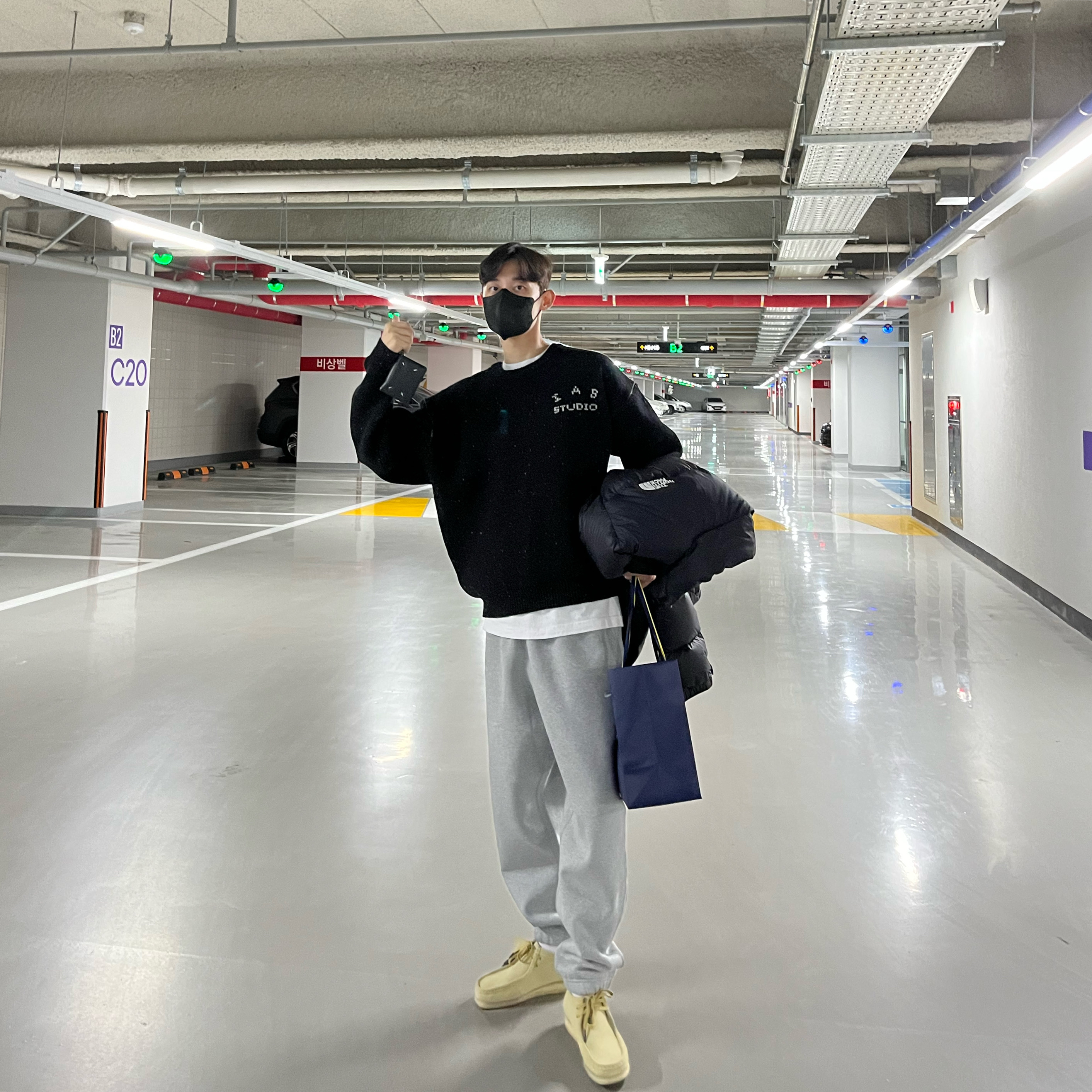 지민 (@jimn__y) 님의 게시물 | KREAM