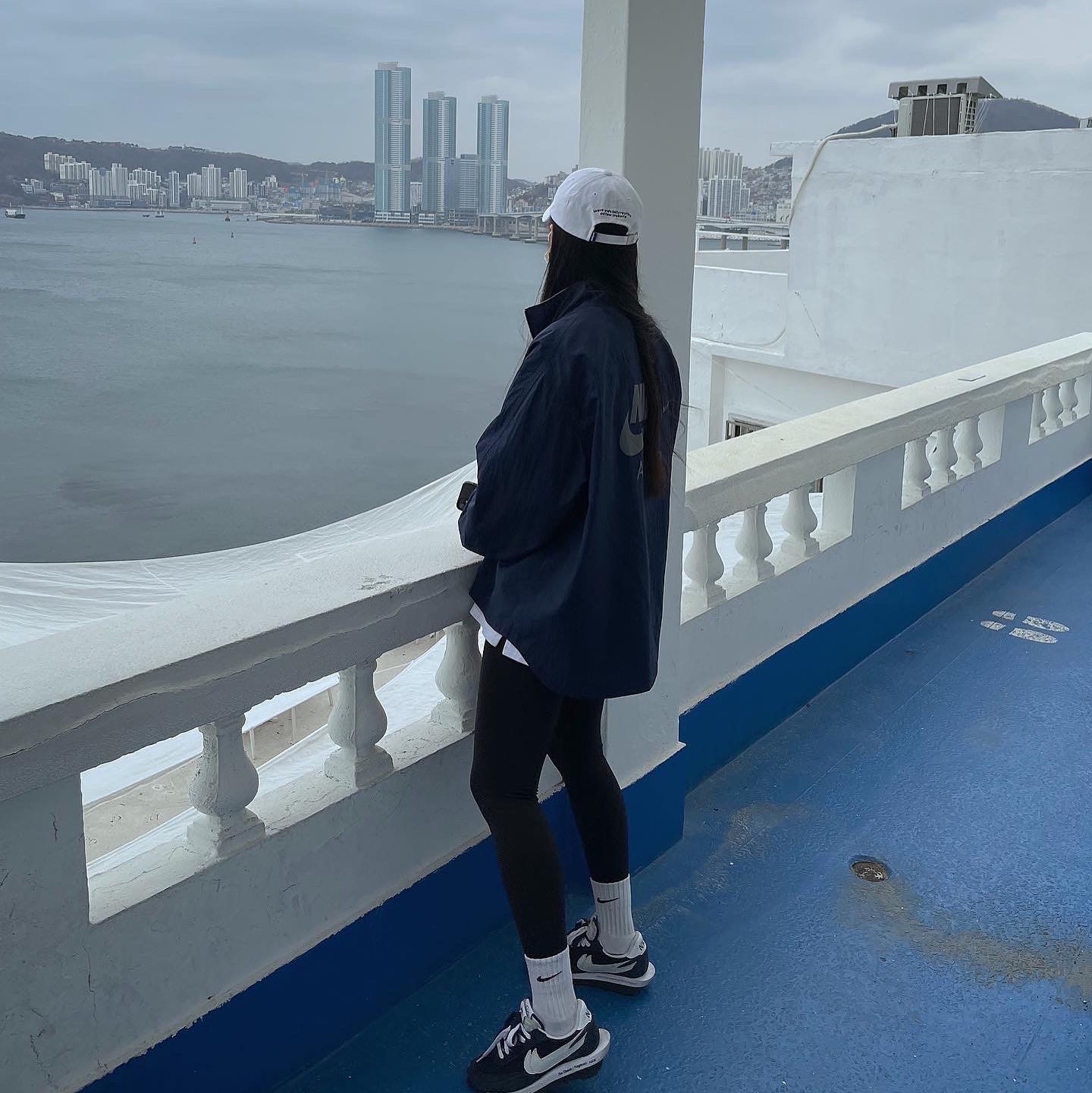 없음 (@w1ranj) 님의 게시물 | KREAM