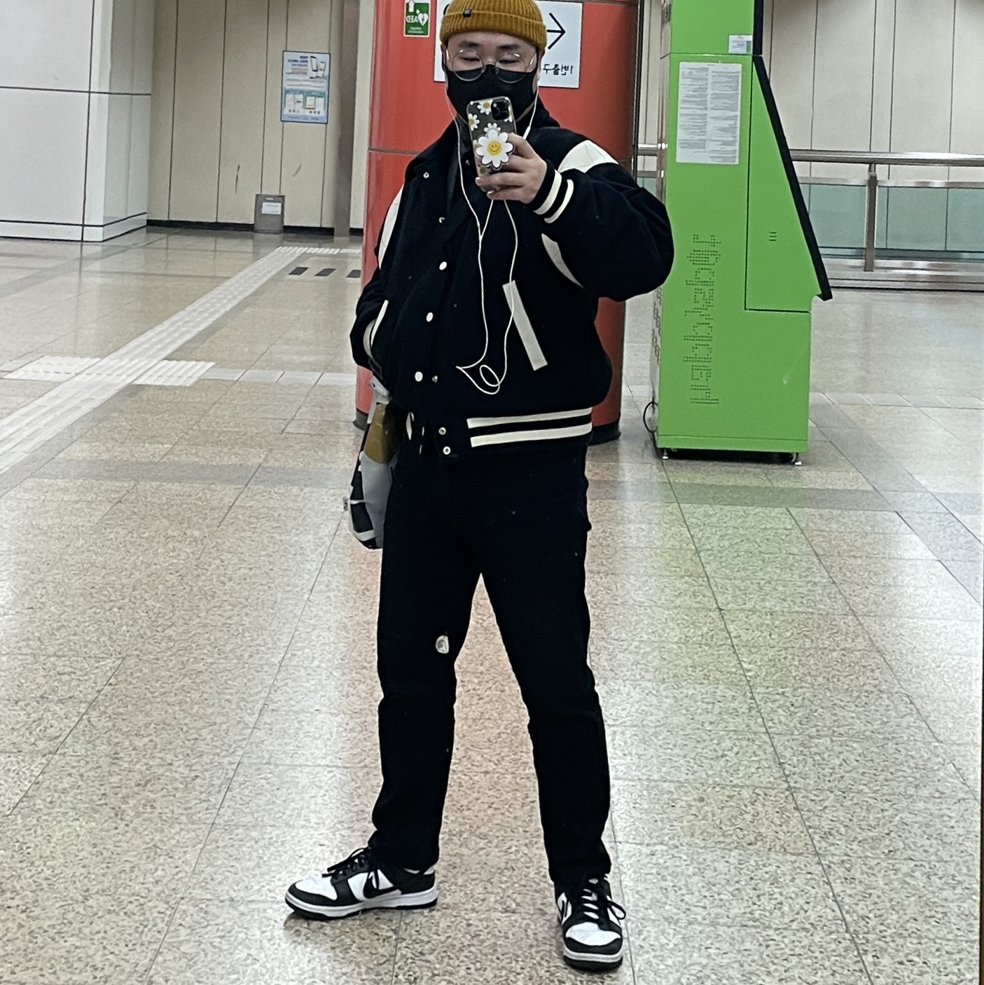 김선호 (@sun_o.kay) 님의 게시물 | KREAM